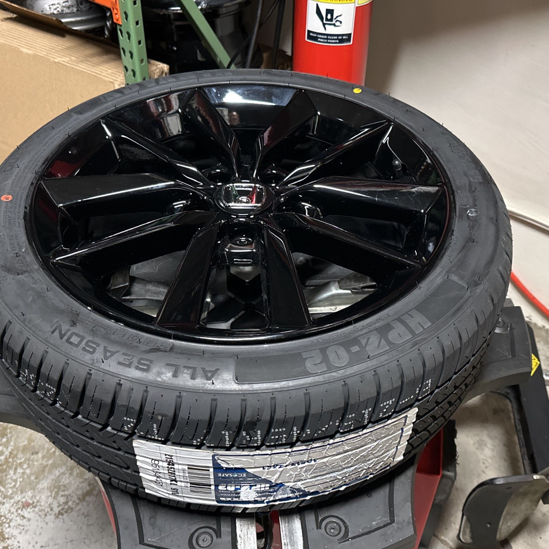 17” Honda Civic Rims Gloss Black New Tires Firm Price for Sale in Grand ...