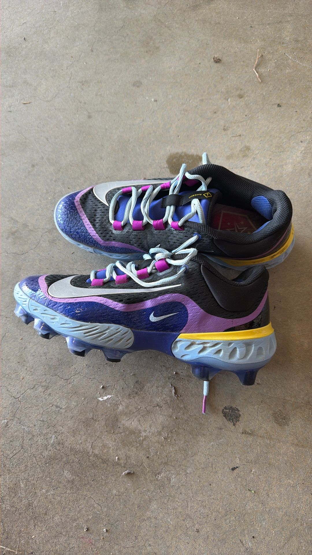 Nike Baseball Cleats for Sale in Chula Vista, CA - OfferUp