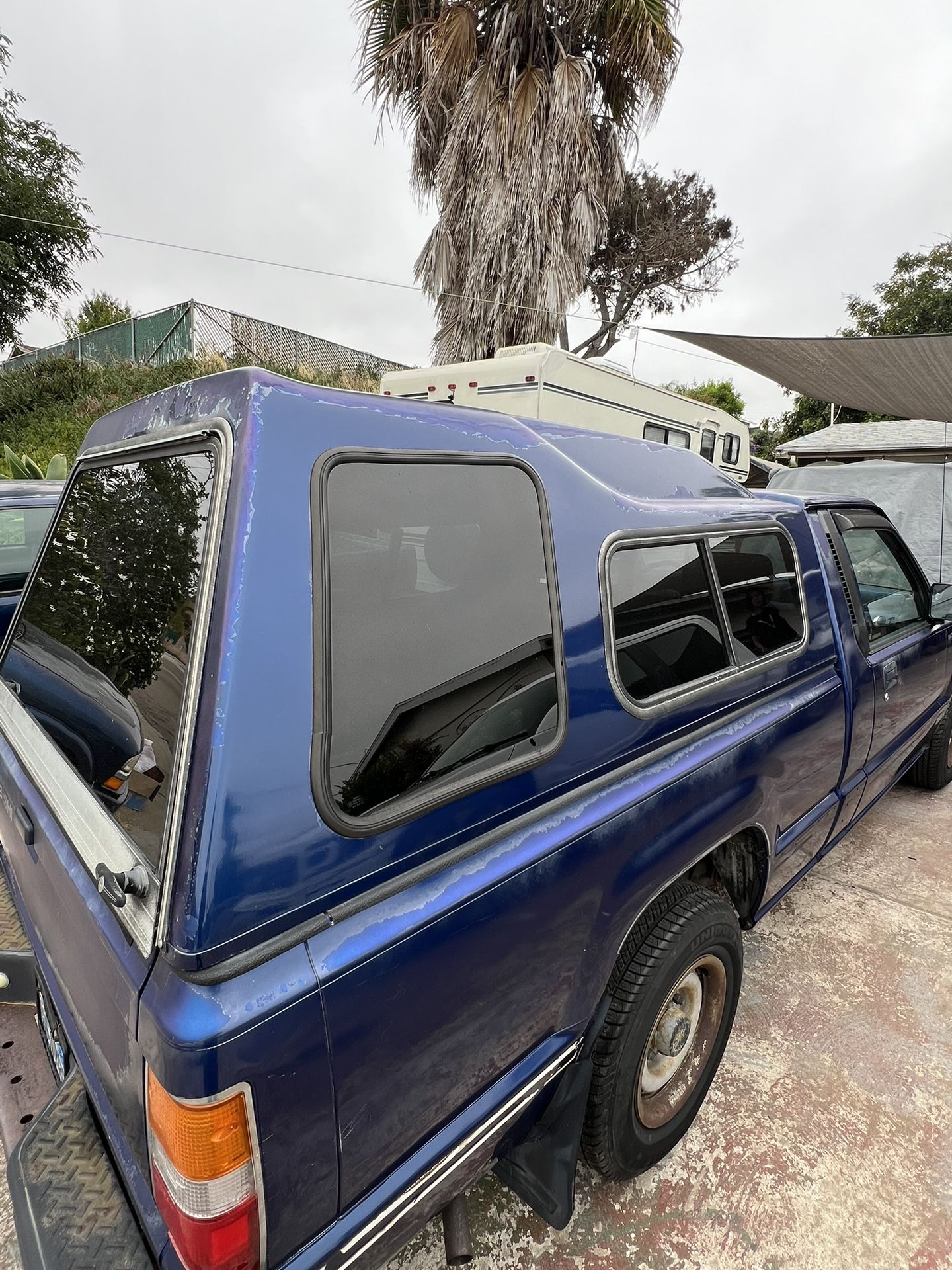 57“x 75” leer camper Shell For Small Pickup Truck for Sale in Chula ...