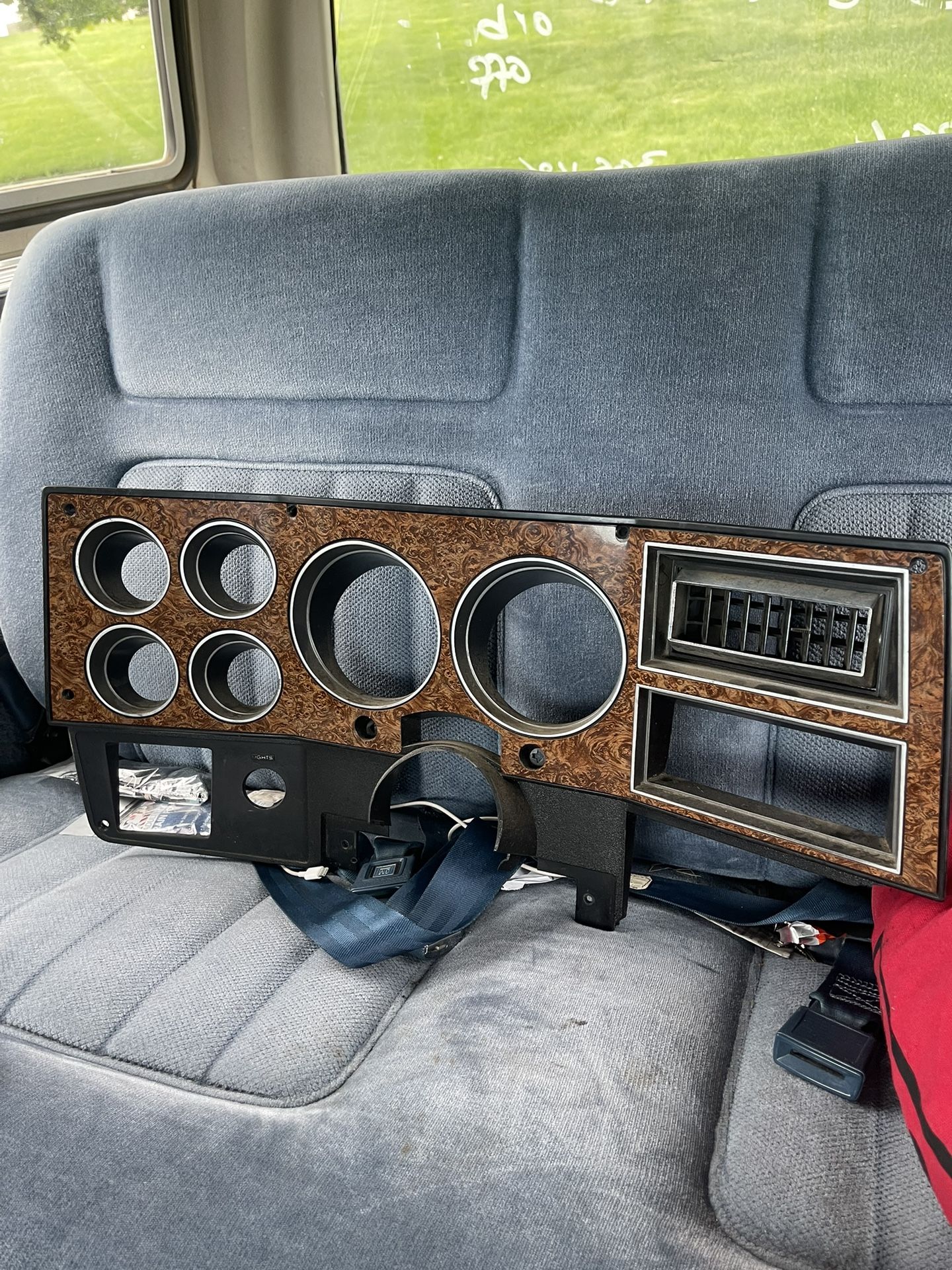 Squarebody Dash Bezel for Sale in Thornton, CO - OfferUp