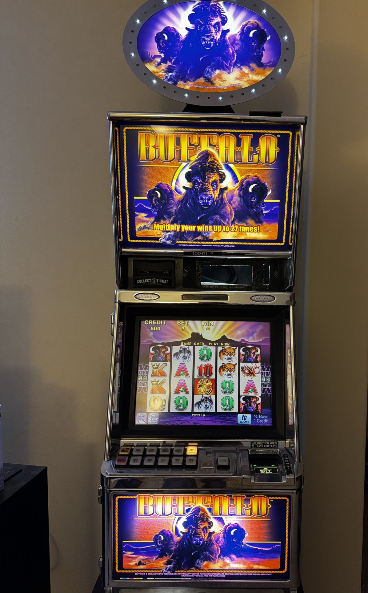 Buffalo Slot machine for Sale in Menifee, CA - OfferUp