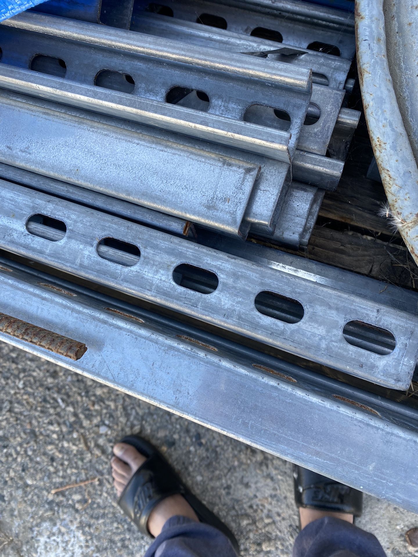 Metal Struts for Sale in Los Angeles, CA - OfferUp