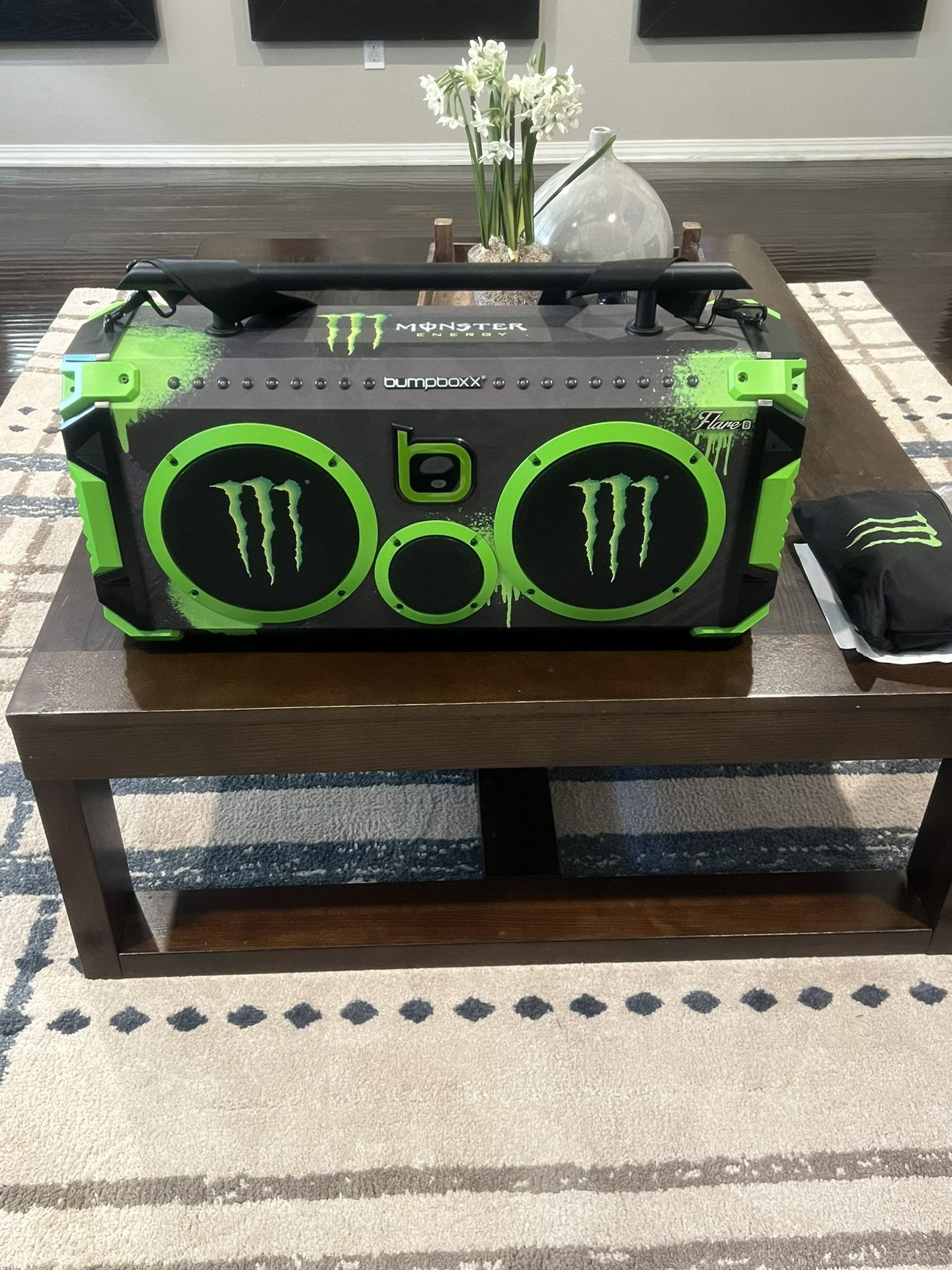 Energy Monster Bumpboxx Flare 8 for Sale in Fontana, CA - OfferUp