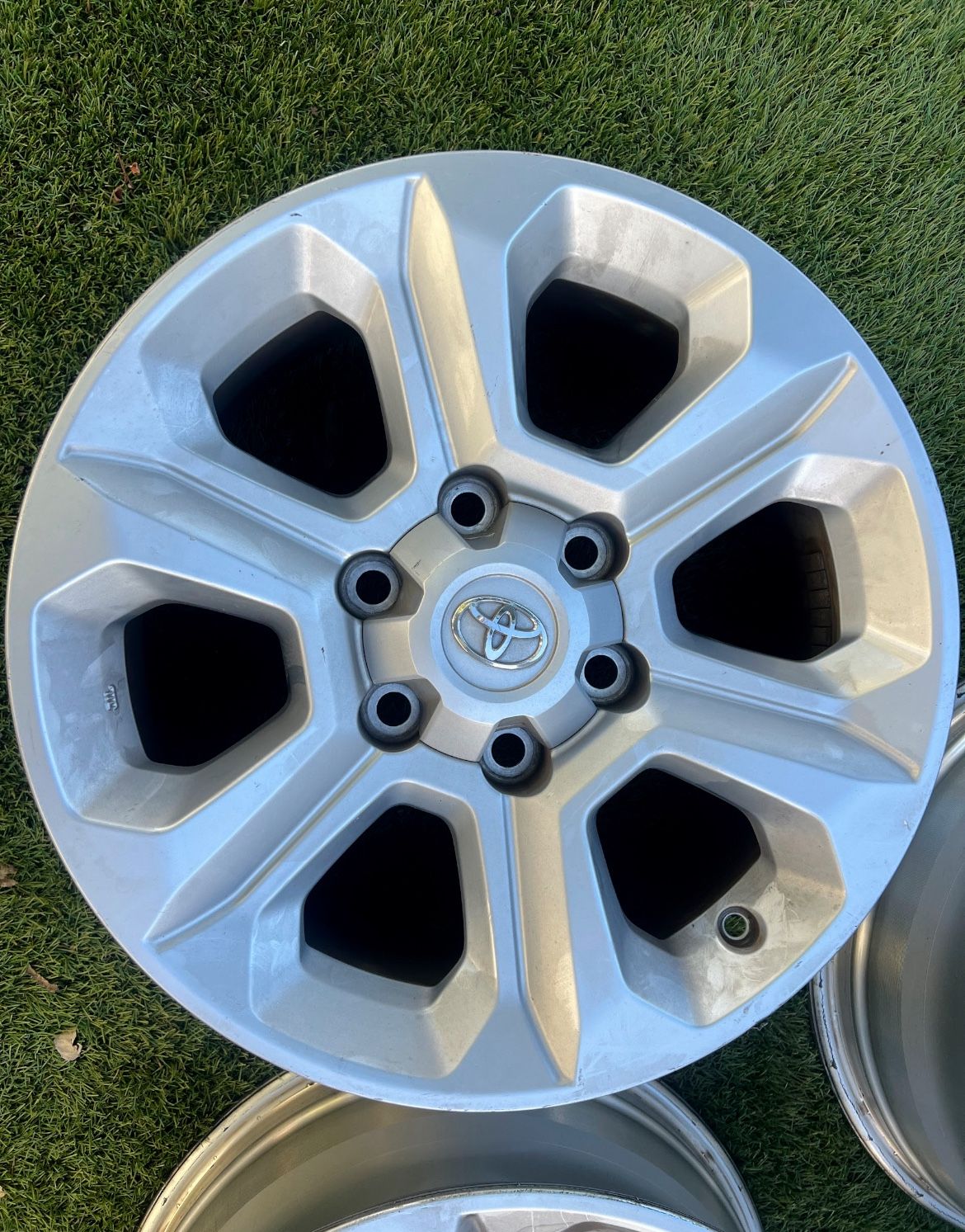 2018 Toyato 4Runner wheels for Sale in San Diego, CA - OfferUp