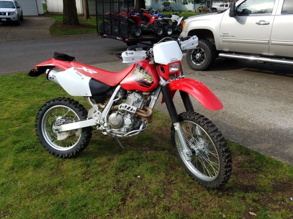 2001 Honda xr400 (plated) dual sport for Sale in Vancouver, WA - OfferUp