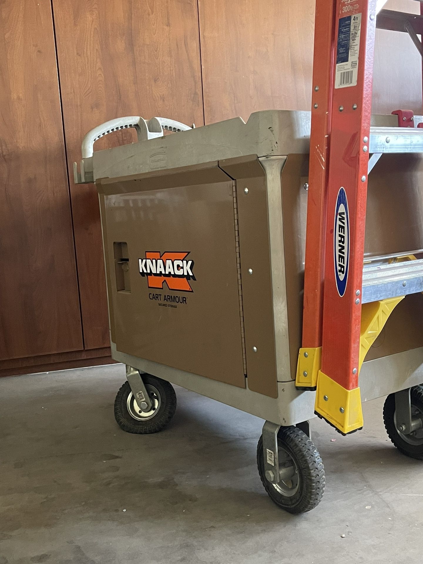 Gang Box Cart for Sale in Surprise, AZ - OfferUp