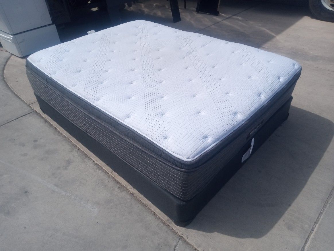 Nice Comfortable Quality Thick Queen-size Beautyrest Pillow Top ...