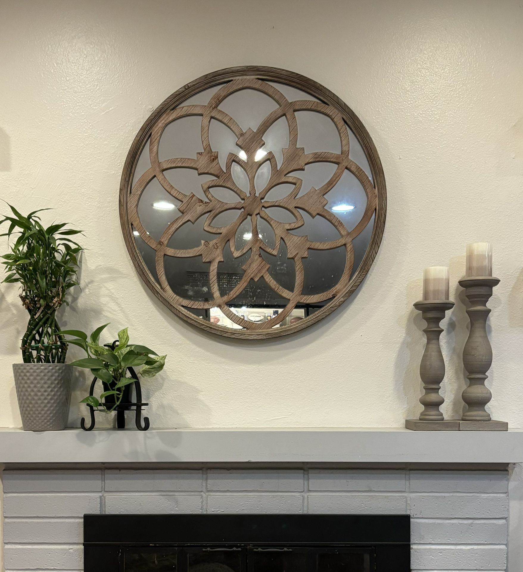 Round Wall Mirror for Sale in Kent, WA - OfferUp