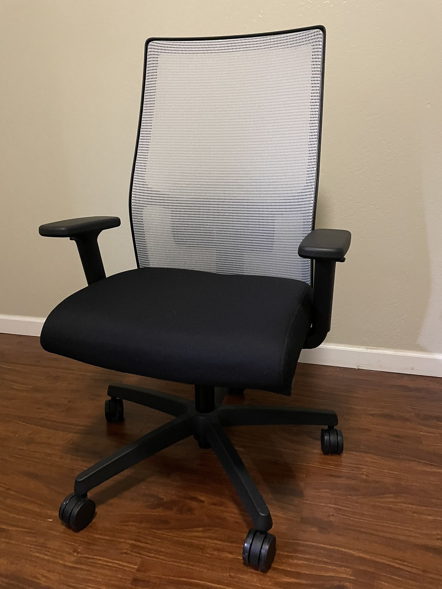 HON Ignition 2.0 Ergonomic Office Chair Mesh Back Computer Chair for ...