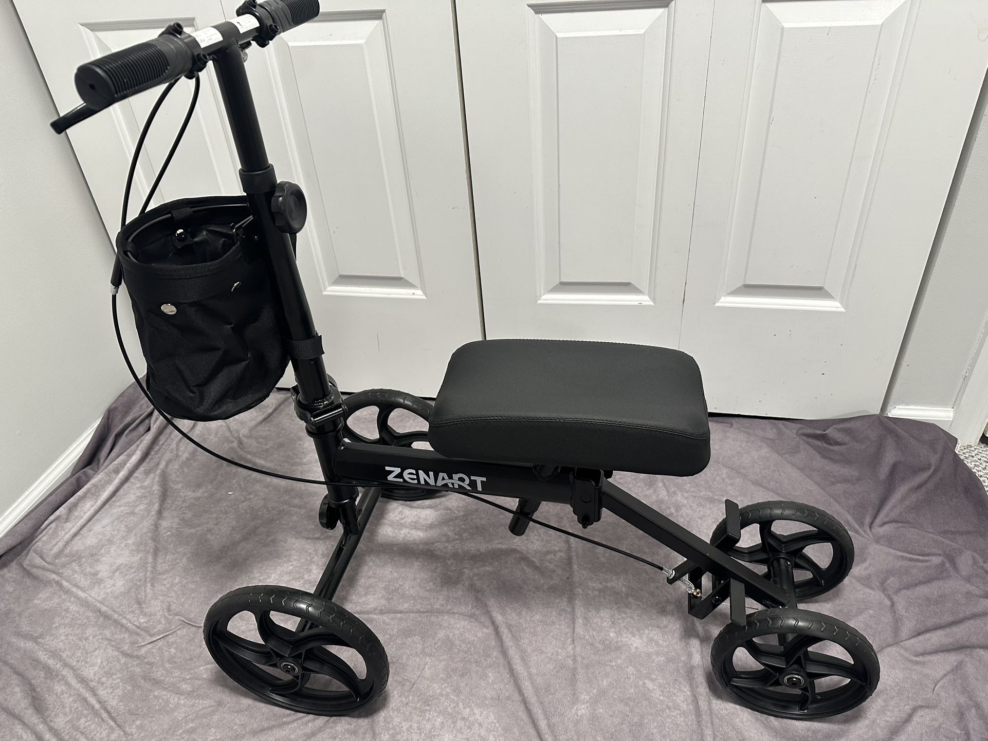 Knee Scooter Foldable Walker for Sale in North Massapequa, NY - OfferUp
