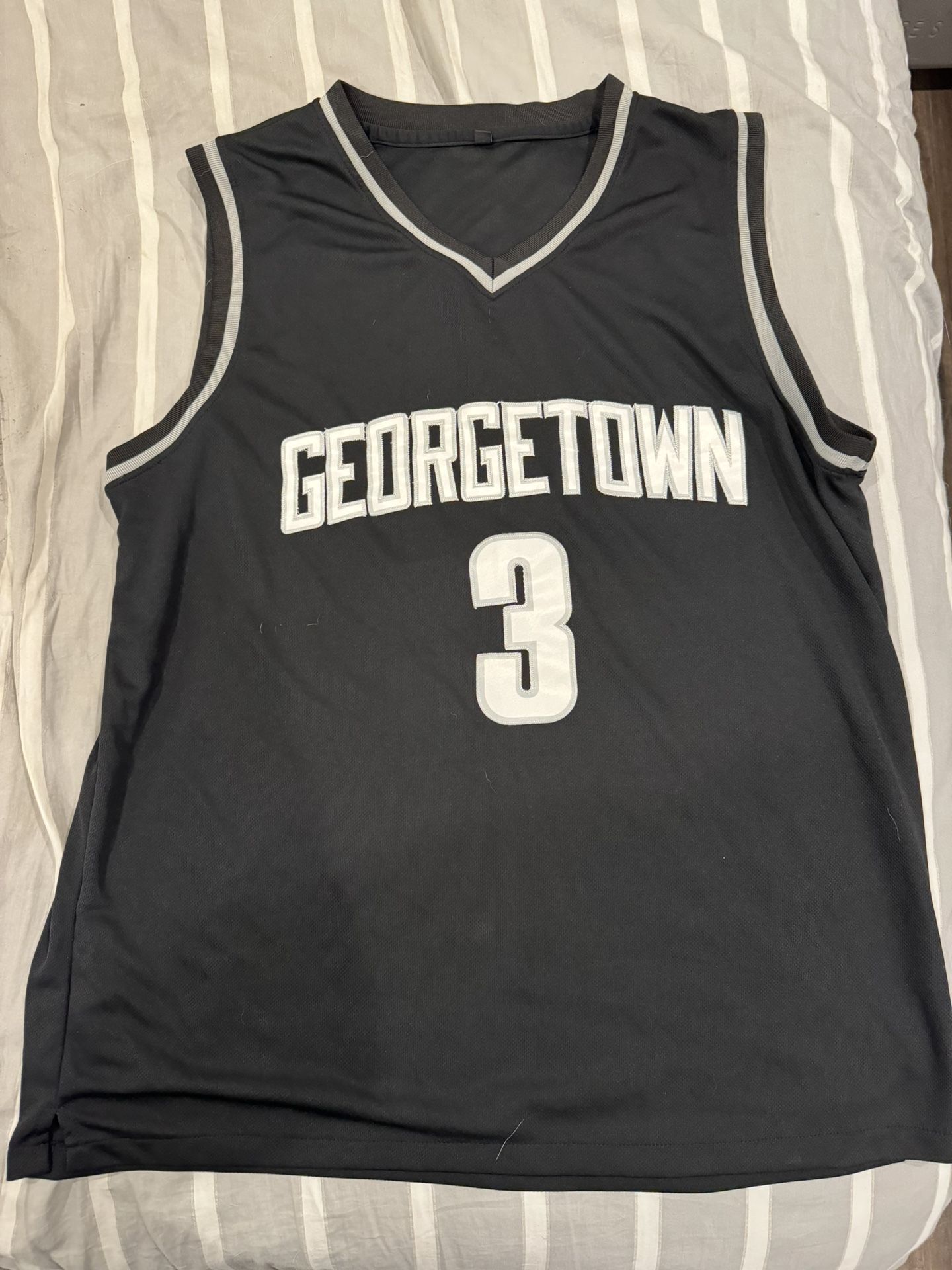 Allen Iverson Georgetown jersey for Sale in Los Angeles, CA - OfferUp