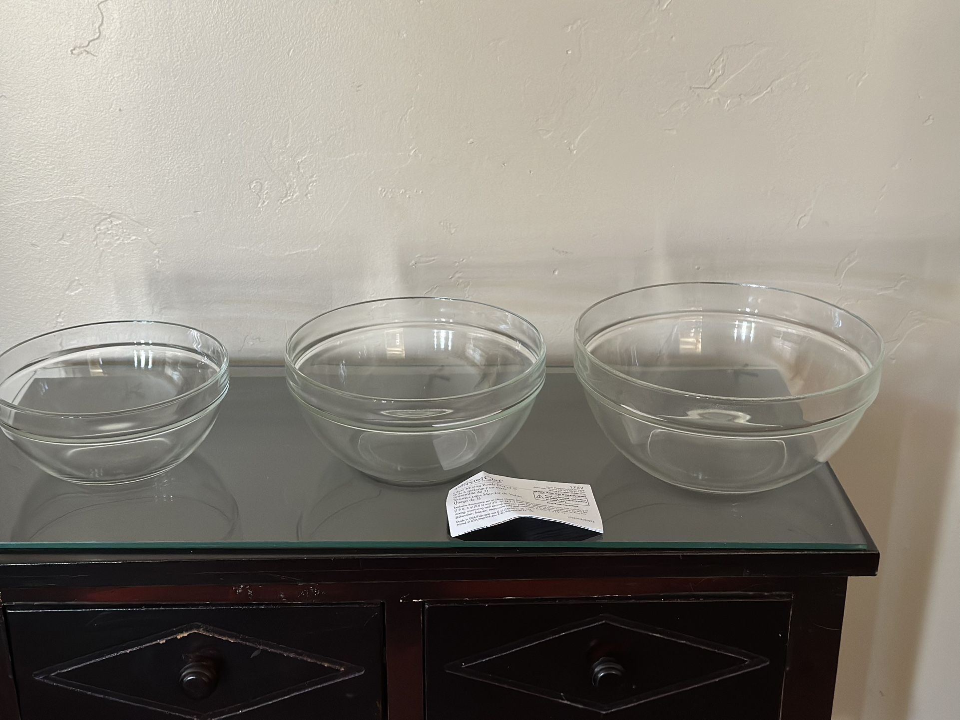 Pampered Chef glass bowl set for Sale in Santa Fe Springs, CA - OfferUp