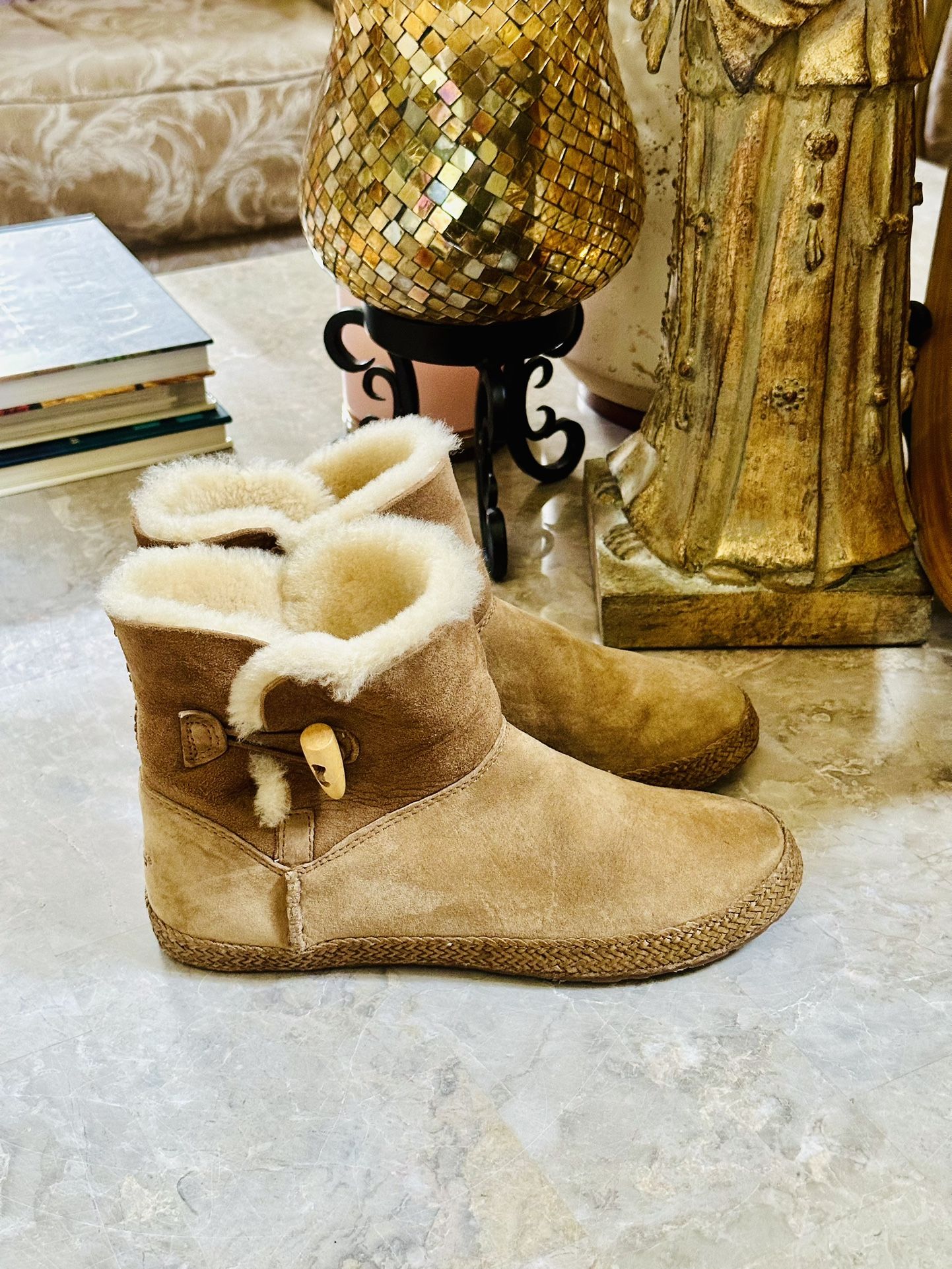 UGG Women's Boots 6 Brown Chestnut Suede Ankle Slip On 1012503 for Sale ...