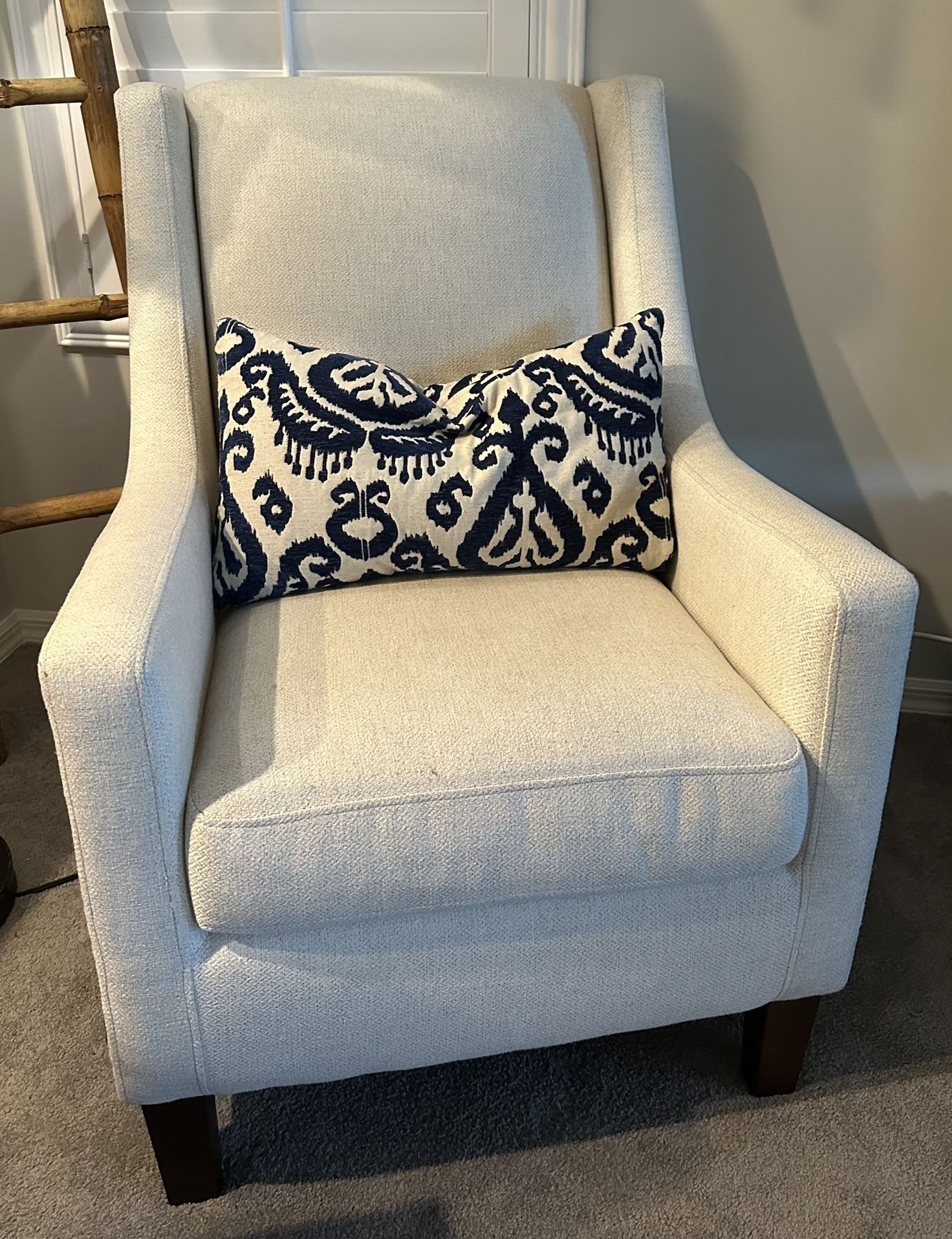 Elegant Accent Chairs (no pillows) for Sale in Henderson, NV - OfferUp