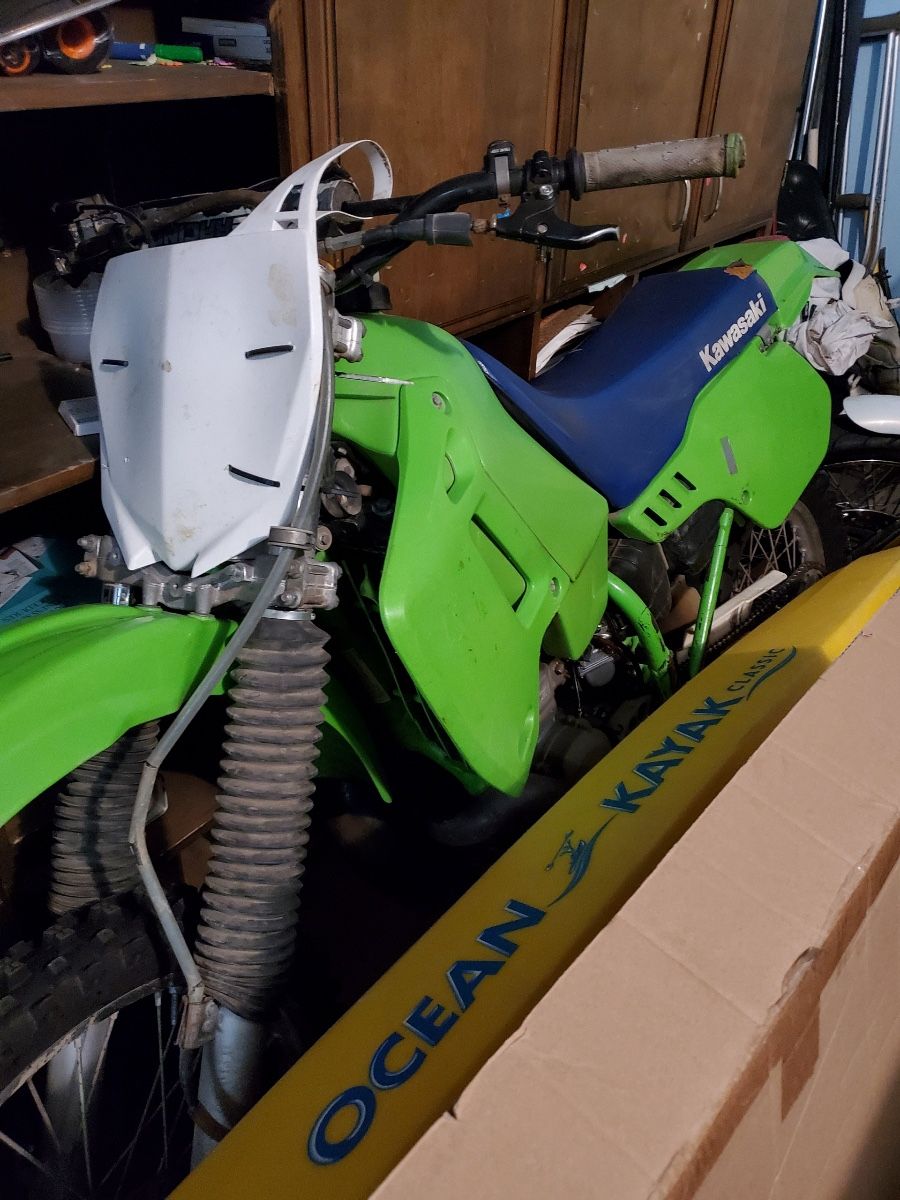 1989 KDX 200 #2 Trail Rated Bike In The World GREEN STICKER 2-Stroke ...