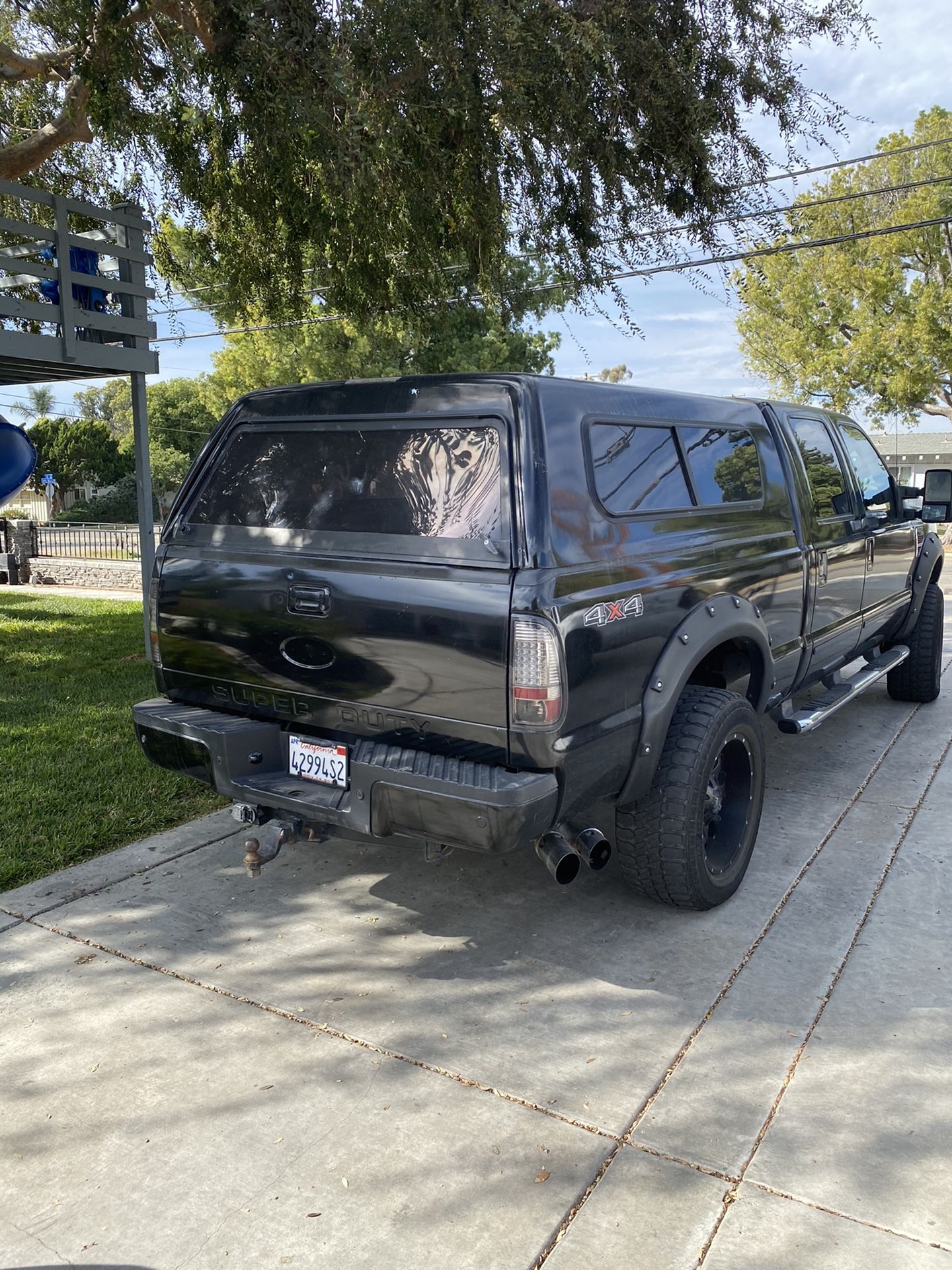 Ford super duty F350 F250 short bed camper shell for Sale in Chula ...