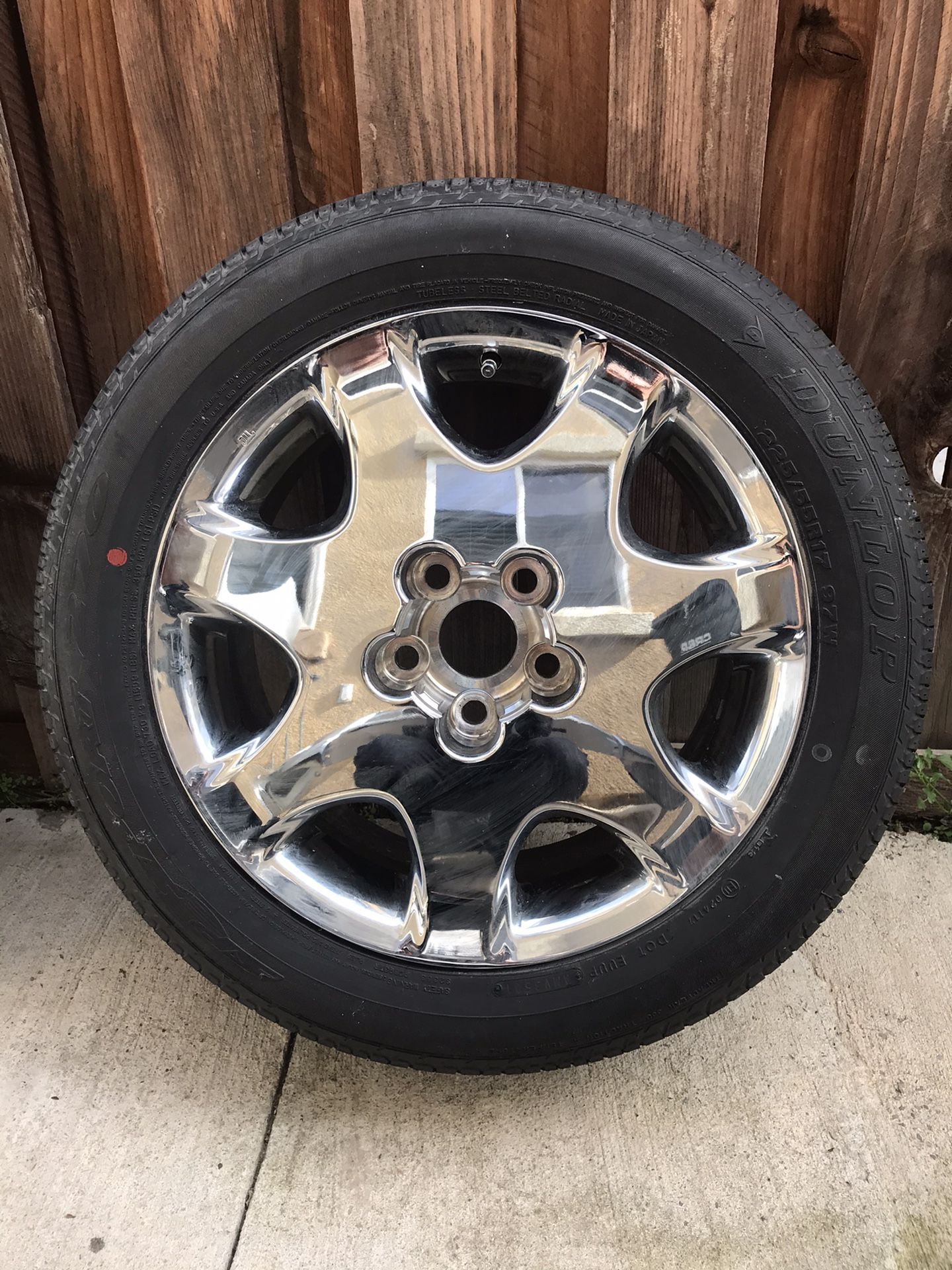 2002-06 Lexus ls430 oem wheel 17x7 5x114 for Sale in Hemet, CA - OfferUp