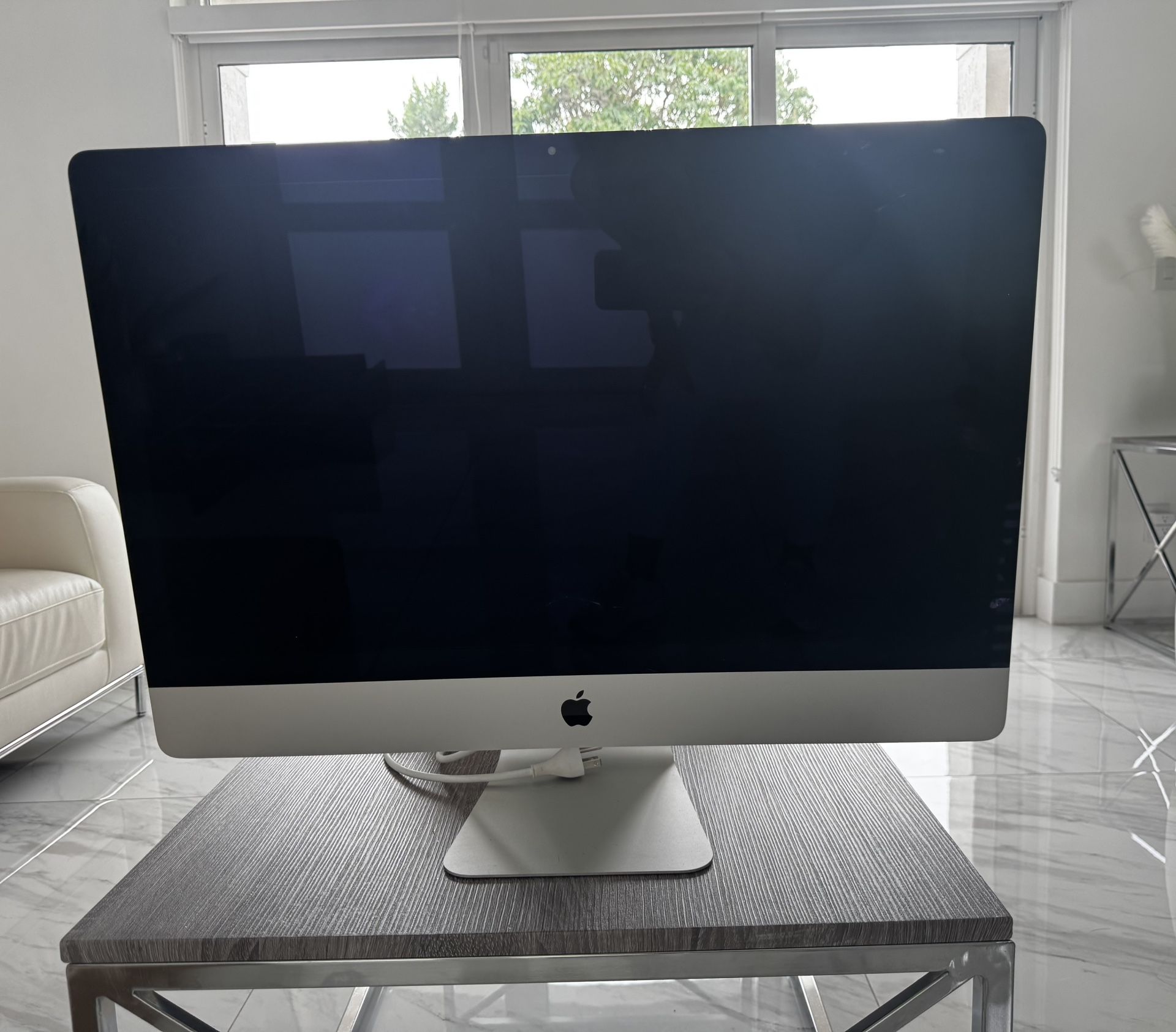 Apple 27” Thunderbolt Display (Model A1419) And Mouse for Sale in ...