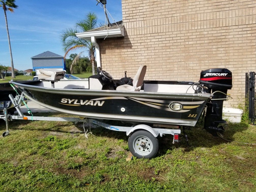 2003 Sylvan 14 foot fishing boat for Sale in Deltona, FL - OfferUp