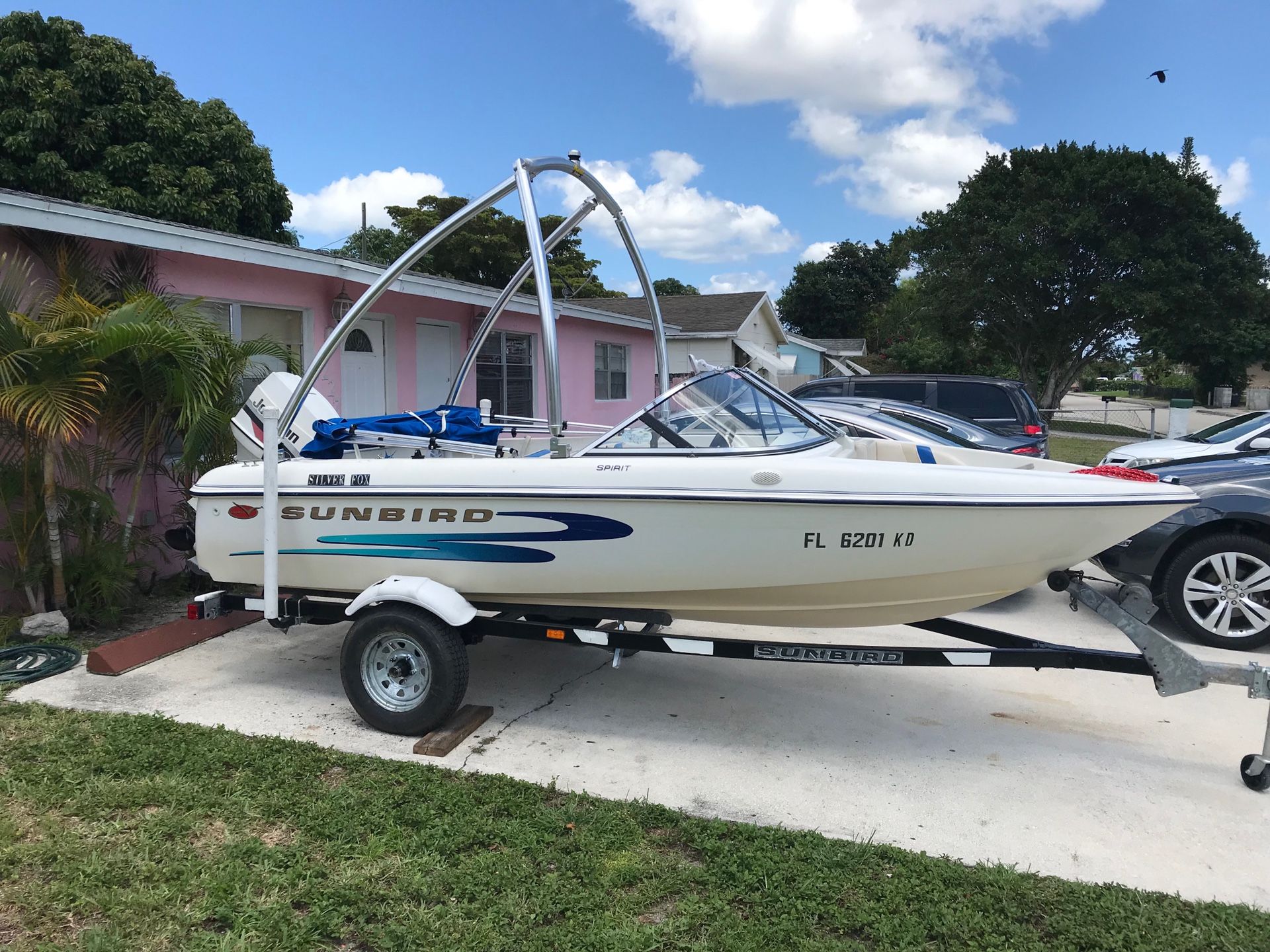 Sunbird 70 HP Johnson for Sale in West Palm Beach, FL - OfferUp