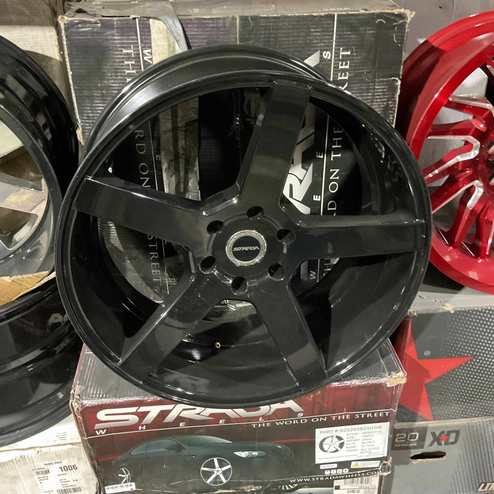 22 Inch Strada Wheels for Sale in Phoenix, AZ - OfferUp