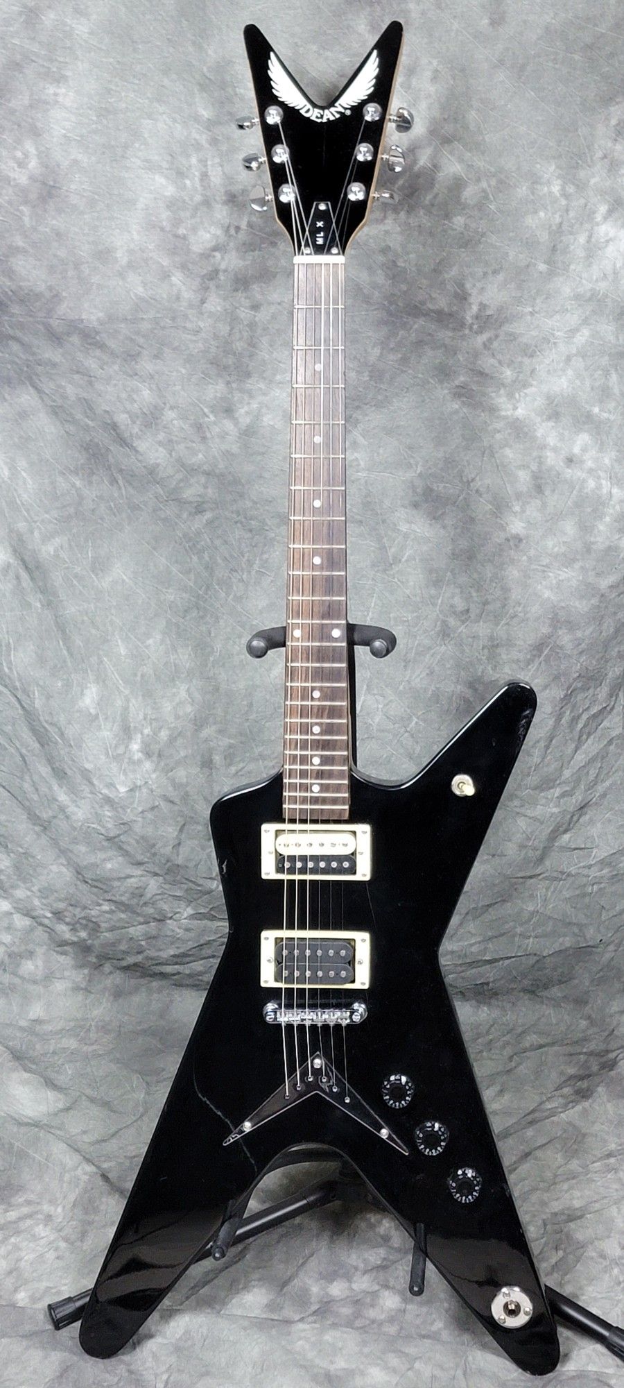 UPGRADED KILLER 2007 Dean MLX Guitar in Classic Black!! for Sale in ...