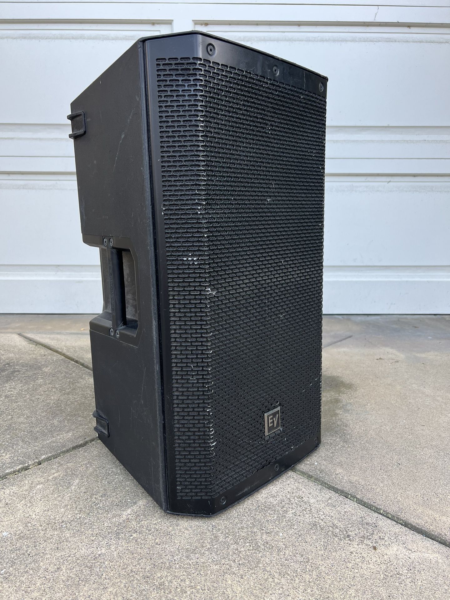 Ev 12” Powered Speaker for Sale in Mission Viejo, CA - OfferUp