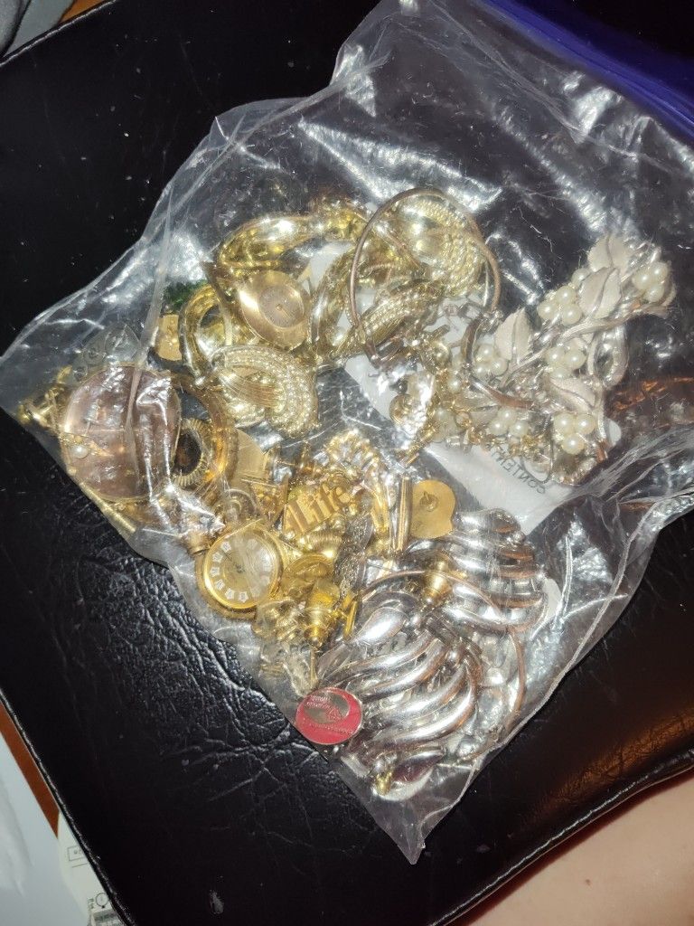 Random Jewelry Bracelets Pocket Watches And Necklaces for Sale in San ...