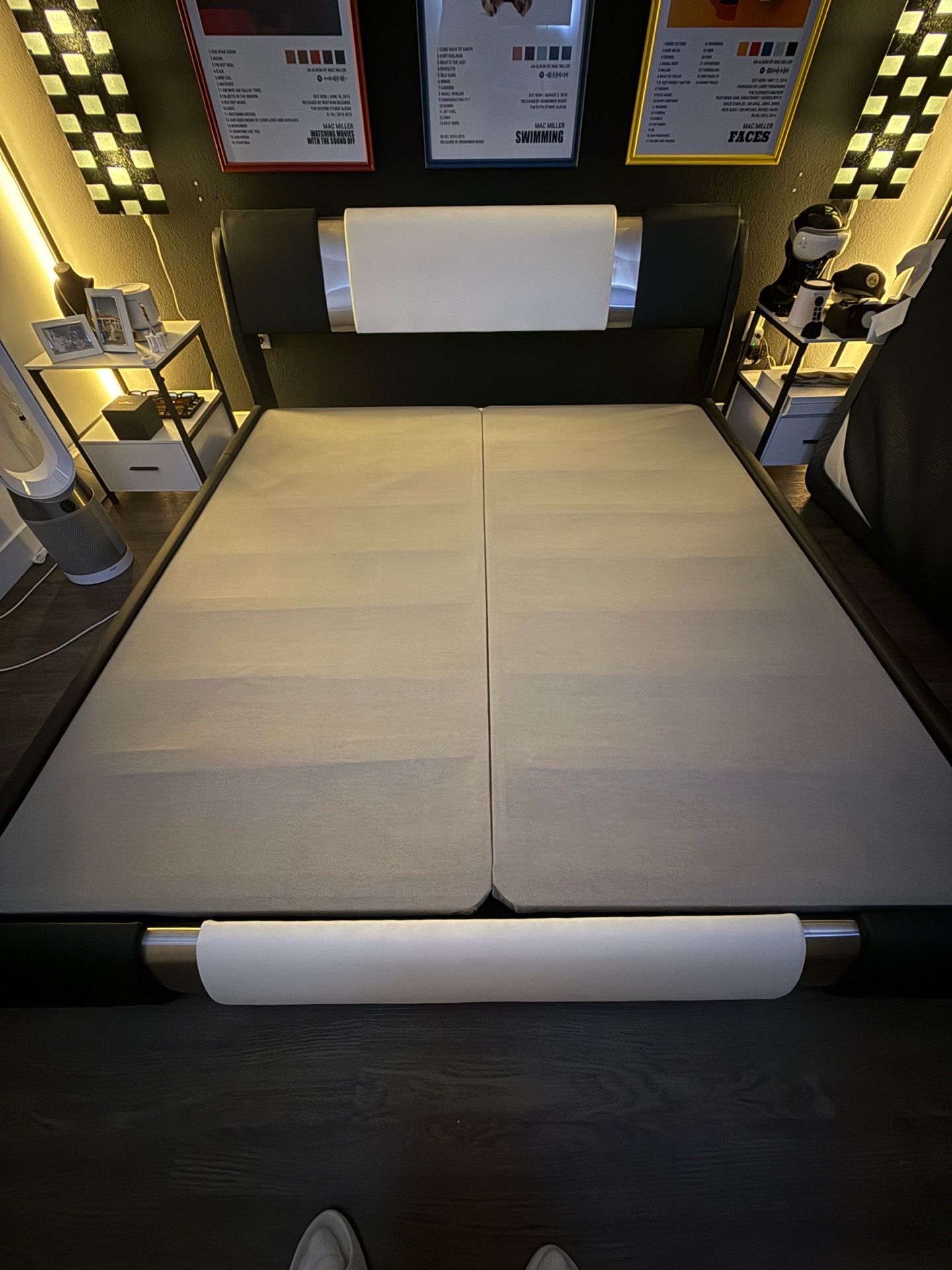 Modern Upholstered Platform Bed (King) for Sale in Costa Mesa, CA - OfferUp