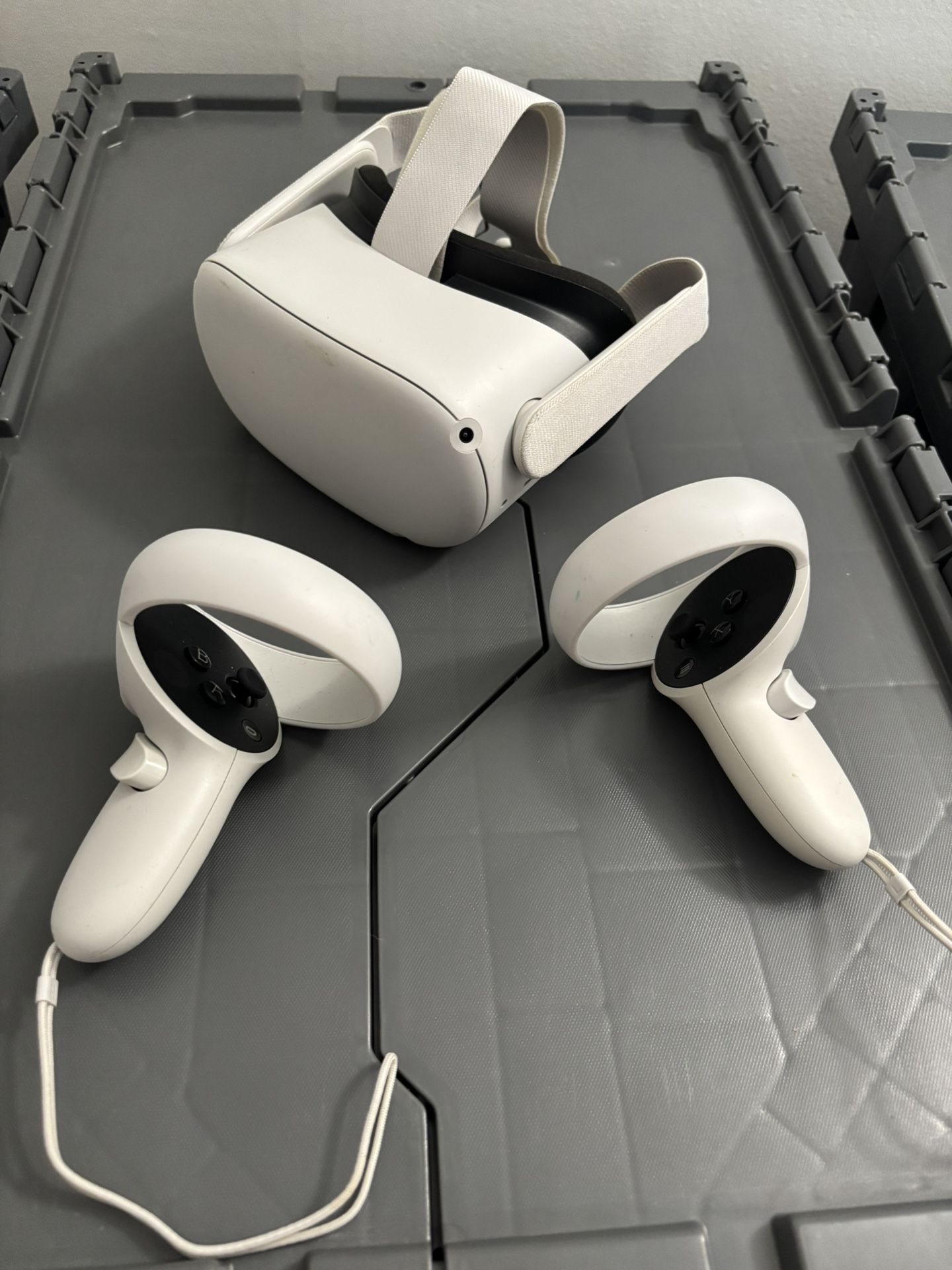 Meta Quest Vr for Sale in Greenwood, IN - OfferUp