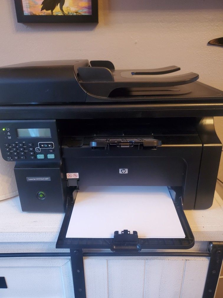 HP LaserJet B/w Printer for Sale in Malone-porter, WA - OfferUp