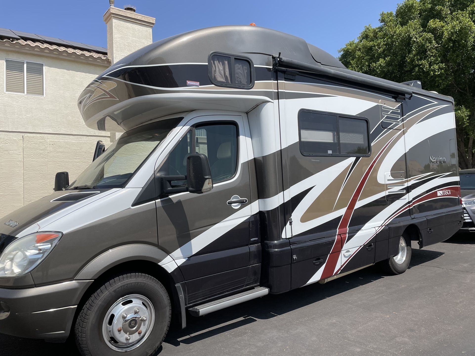 2012 Itasca Navion M-24J-Mercedes Sprinter Turbo Diesel for Sale in ...