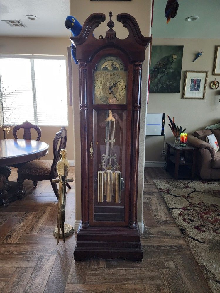 1982 Grandfather Clock for Sale in North Las Vegas, NV - OfferUp