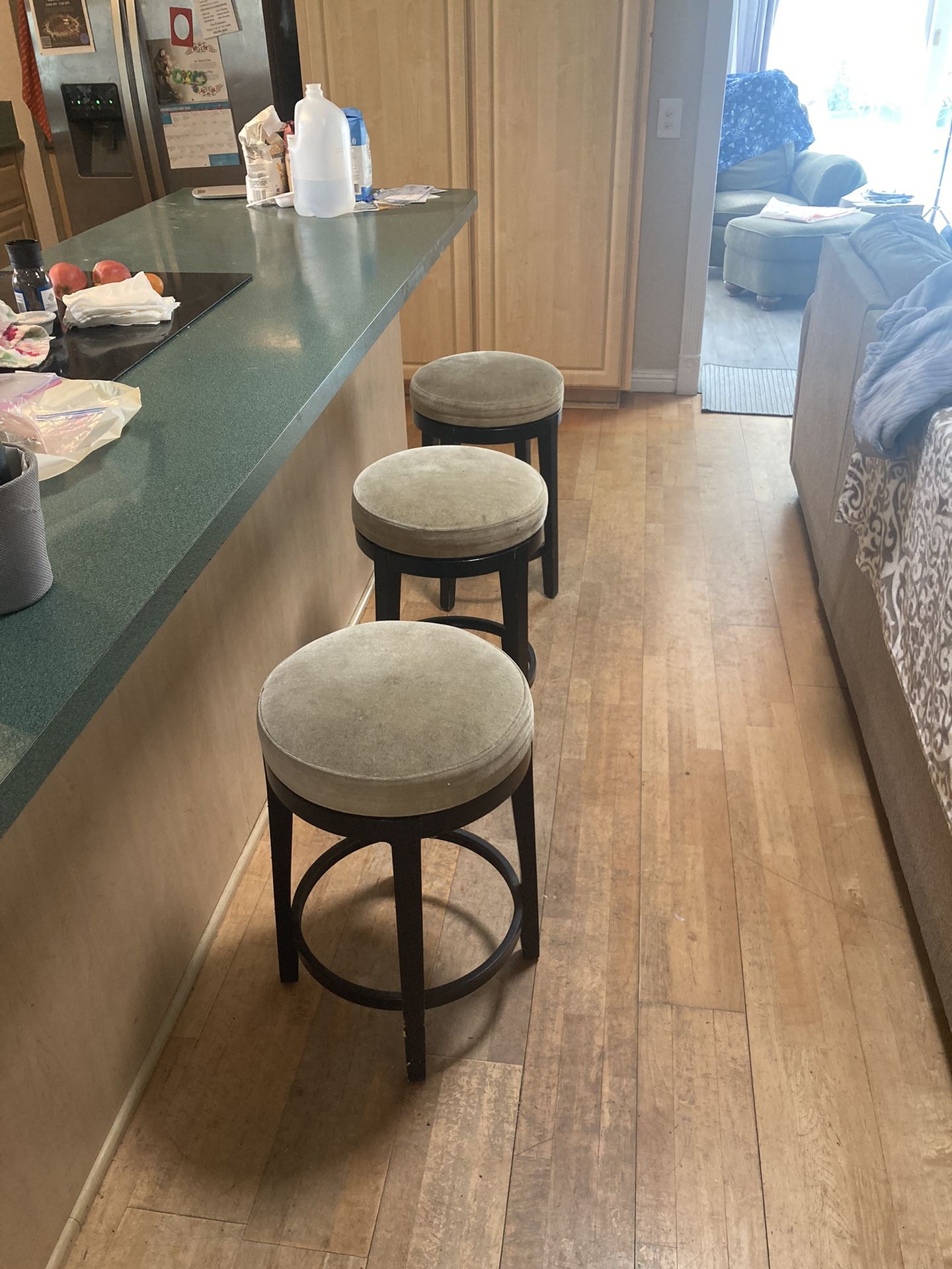 Swivel Padded Bar Stools for Sale in Oceanside, CA - OfferUp