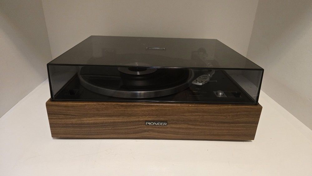 Pioneer PL15D2 Turntable/Record Player for Sale in San Antonio, TX ...