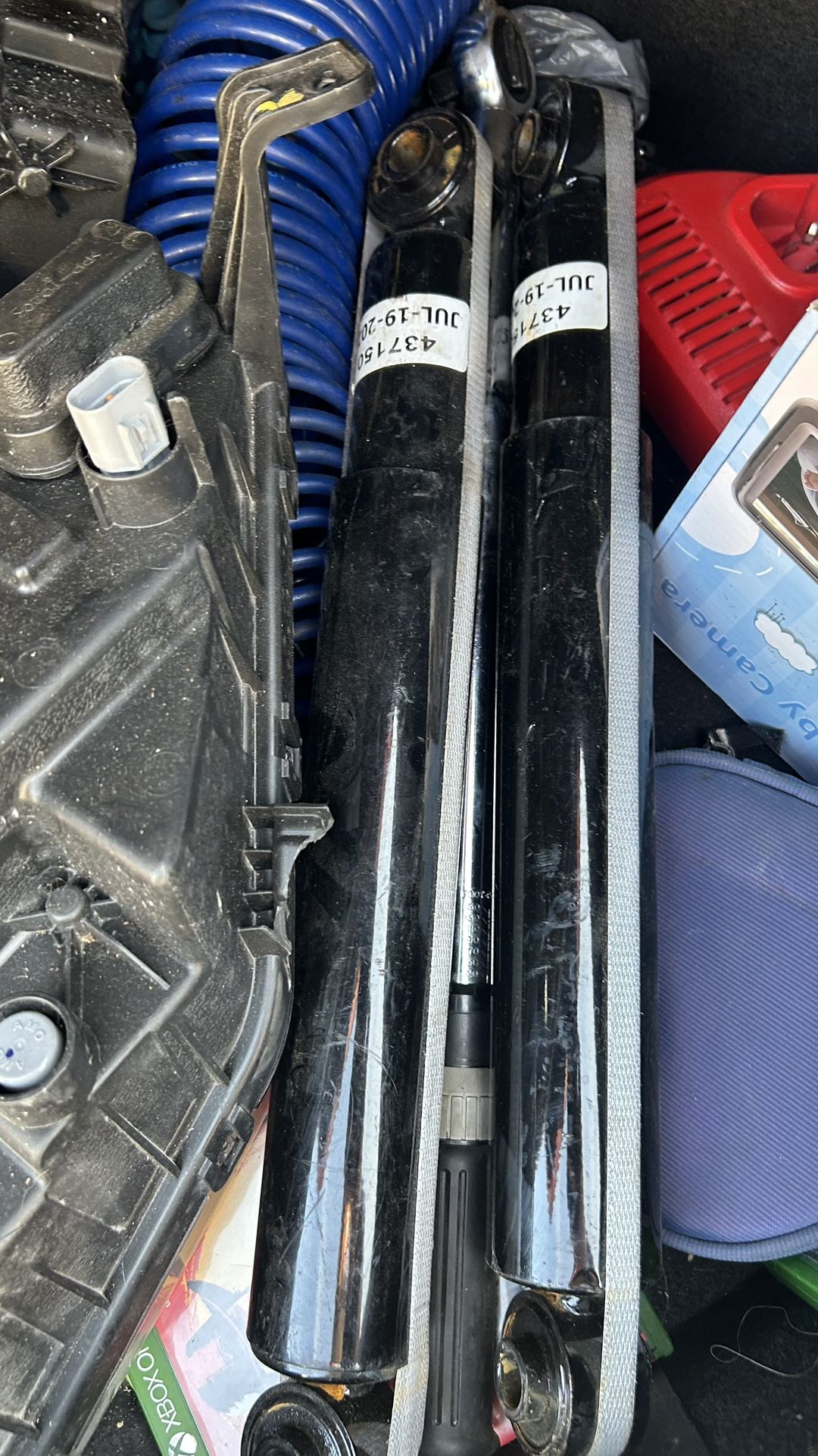 99-07 Rear Shocks Silverado/ Sierra for Sale in Bolingbrook, IL - OfferUp