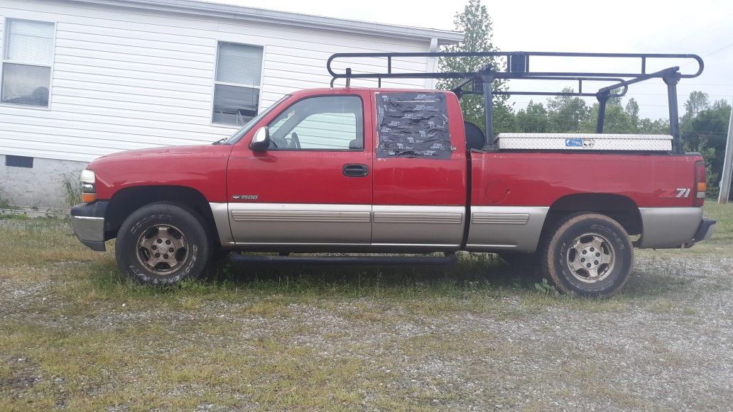 99 Chevrolet Silverado 1500 4wd for Sale in Cleveland, GA - OfferUp