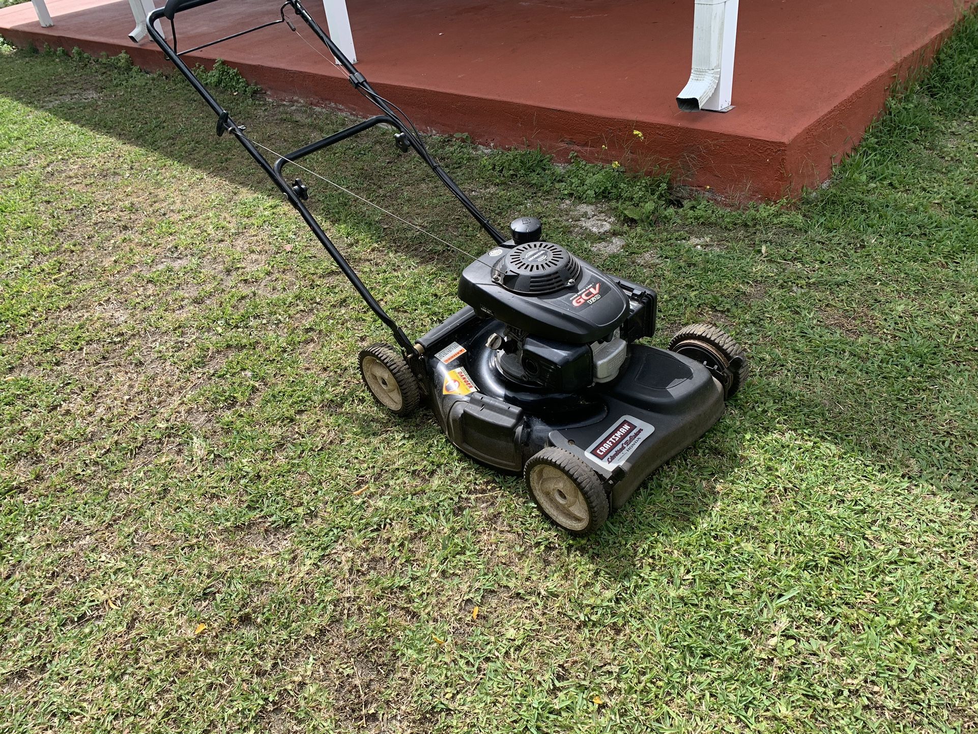 honda-craftman lawn mover for Sale in Miami, FL - OfferUp