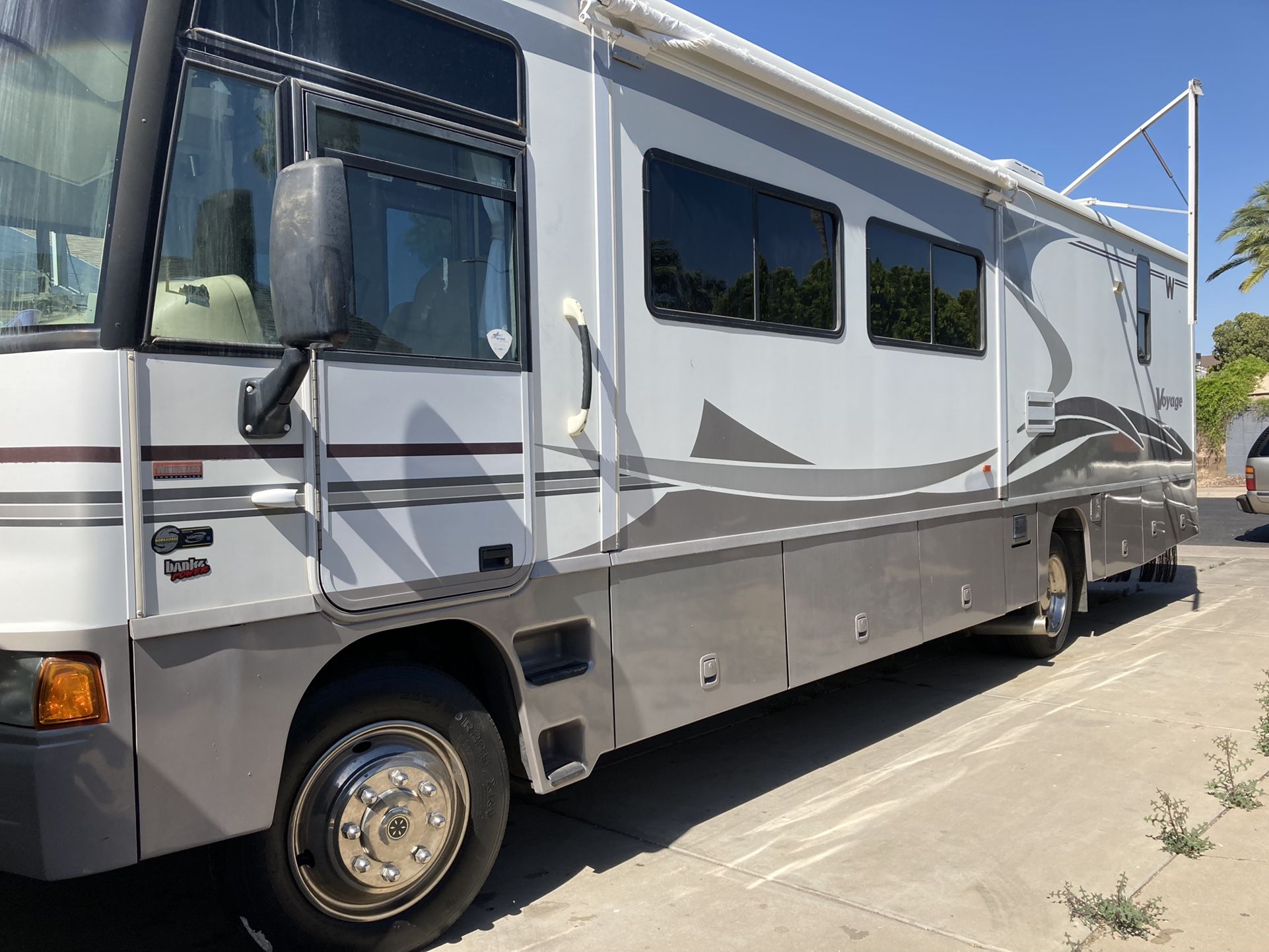 2006 Winnebago Voyage for Sale in Phoenix, AZ - OfferUp