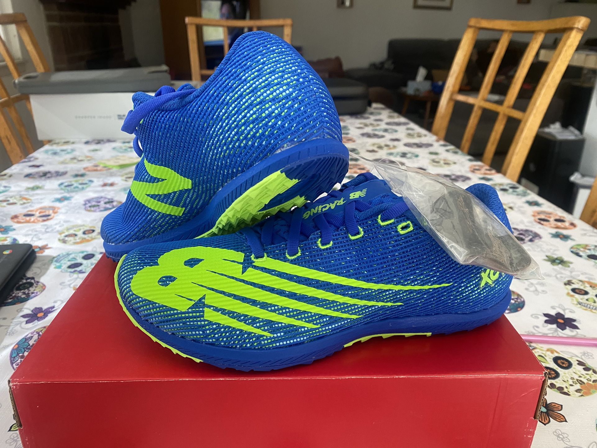 New Balance 7 1 2 Mens Or 9 Women s For Sale In Mission Viejo CA OfferUp New Balance 7 1 2 Mens Or 9 Women s For Sale In Mission Viejo CA OfferUp