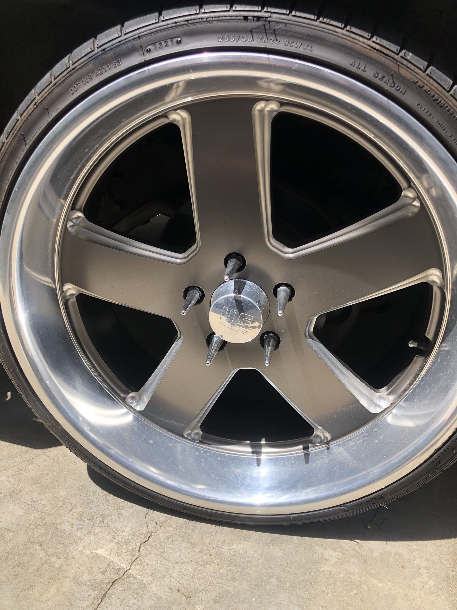 US Mags & 22” Tires for Sale in Temecula, CA - OfferUp