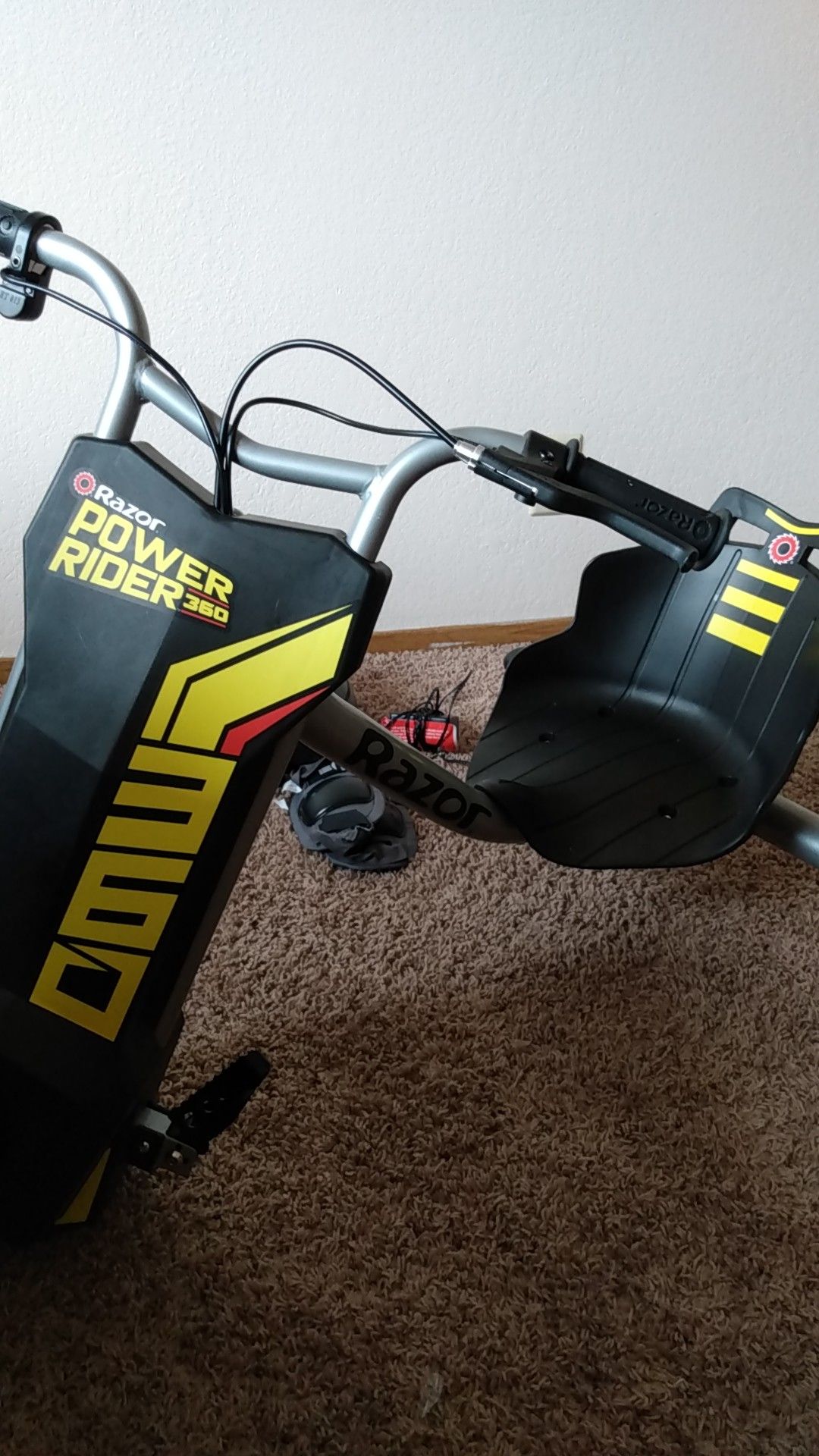 Razor Power Rider 360 electric drifter, make an offer, it's brand new ...