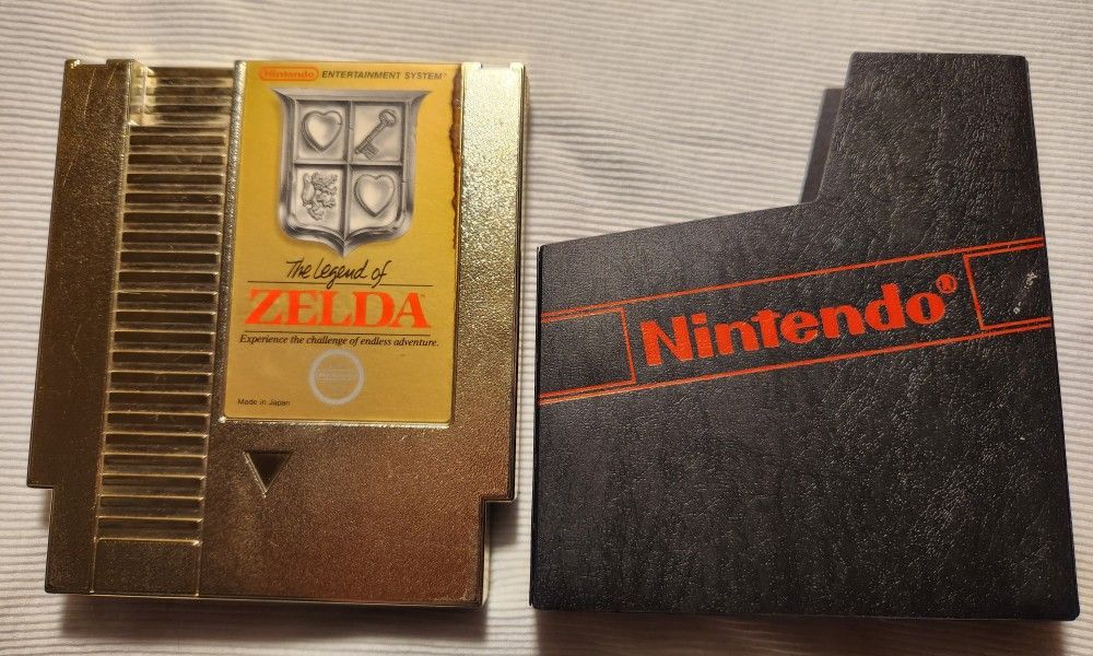 Nintendo NES The Legend Of Zelda 1987 Gold Cartridge Game W/ Sleeve ...