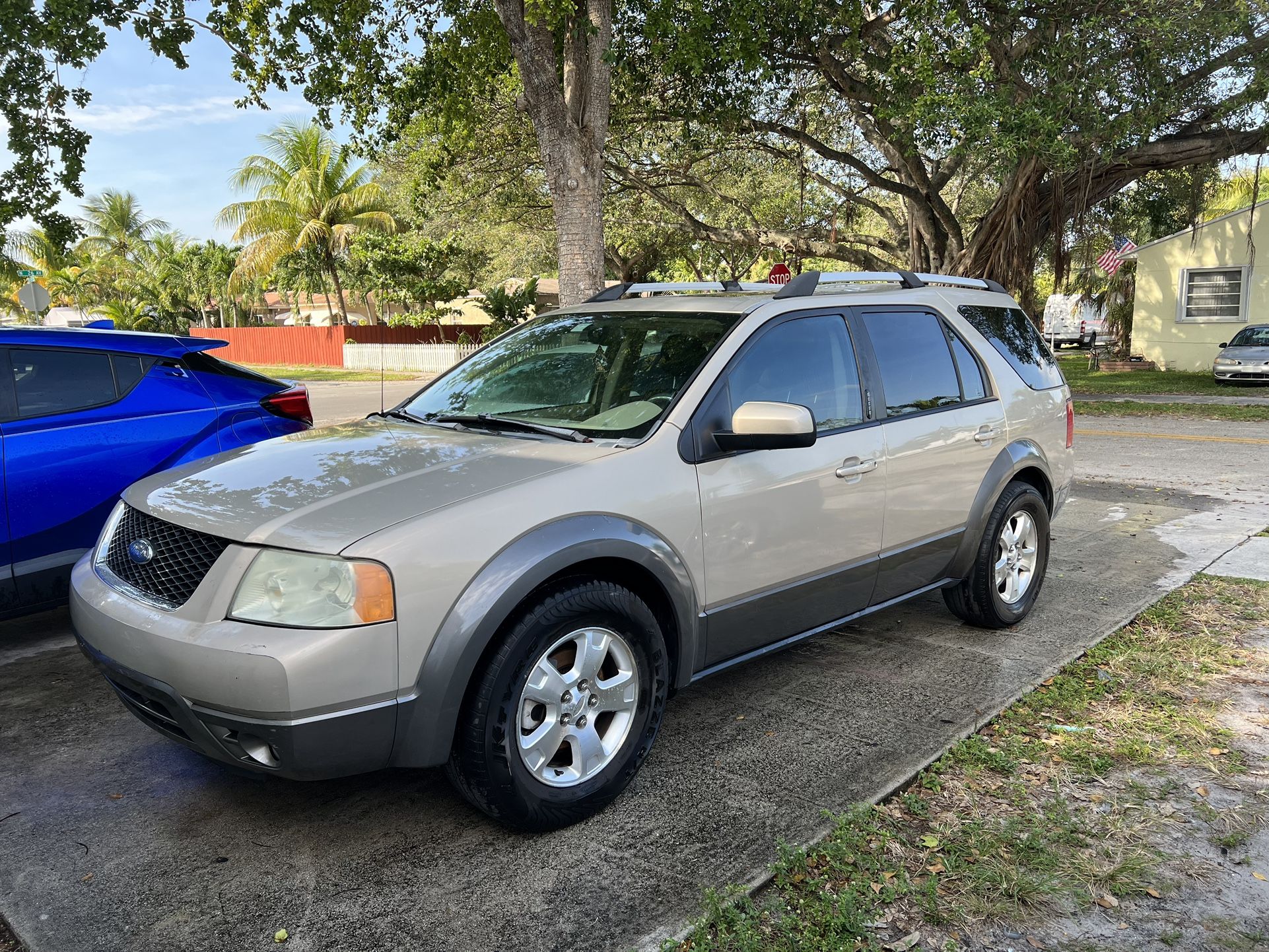 2007 Ford Freestyle for Sale in Hollywood, FL - OfferUp