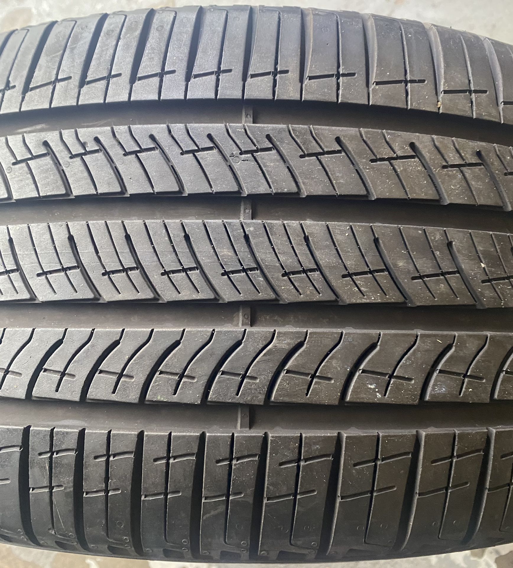 Pirelli Scorpion Ev Tire 255/45/19 for Sale in Yorba Linda, CA - OfferUp