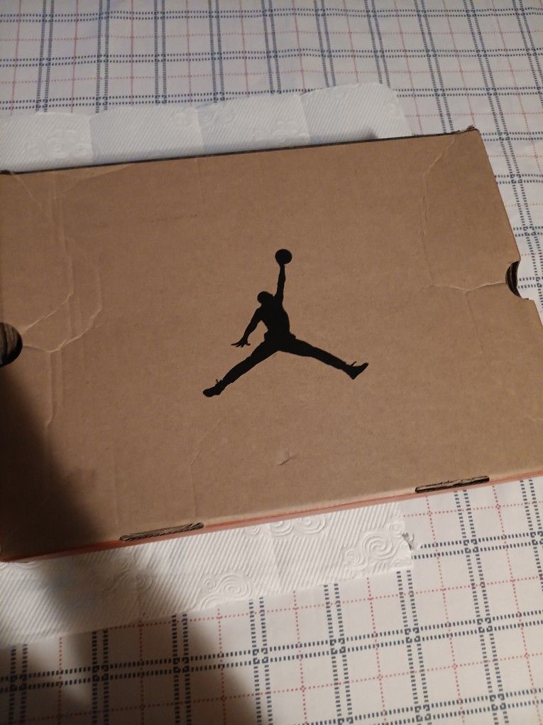 Air Jordan 12 Retro Black Varsity Red-White for Sale in Las Vegas, NV ...