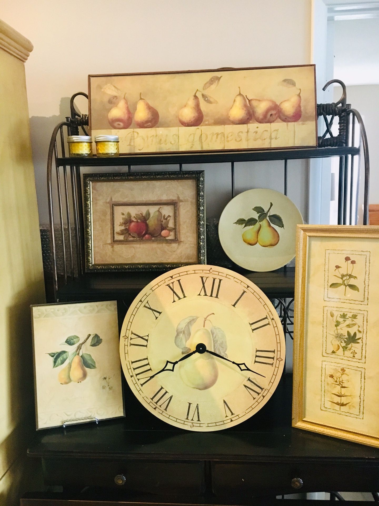 Rustic pear clock and set of pear kitchen decor for Sale in Boynton ...
