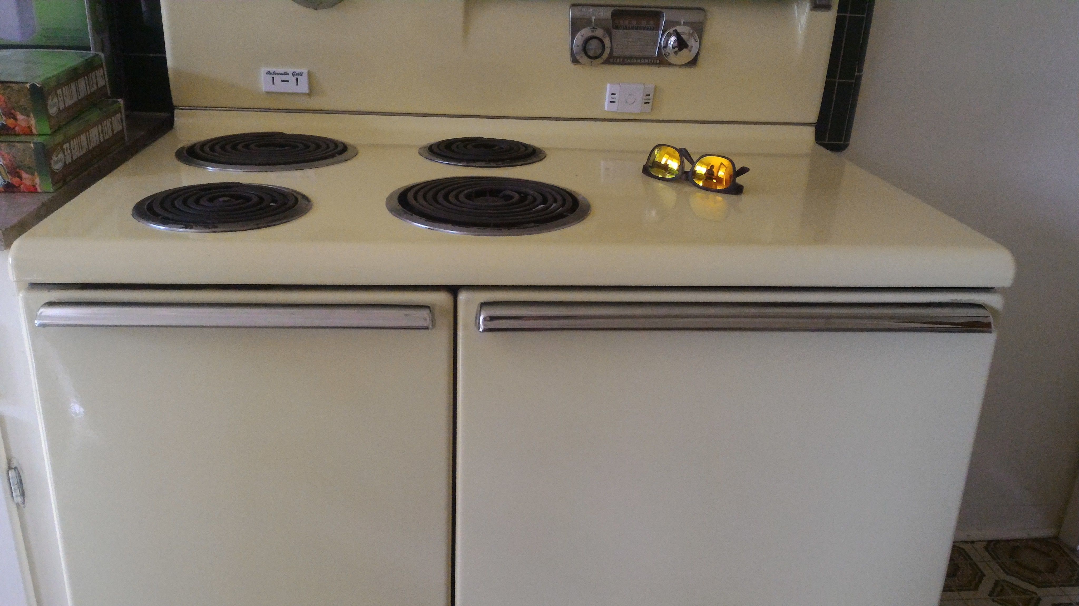 1956 GE Liberator Vintage Electric Range Stove for Sale in Bellevue, WA ...