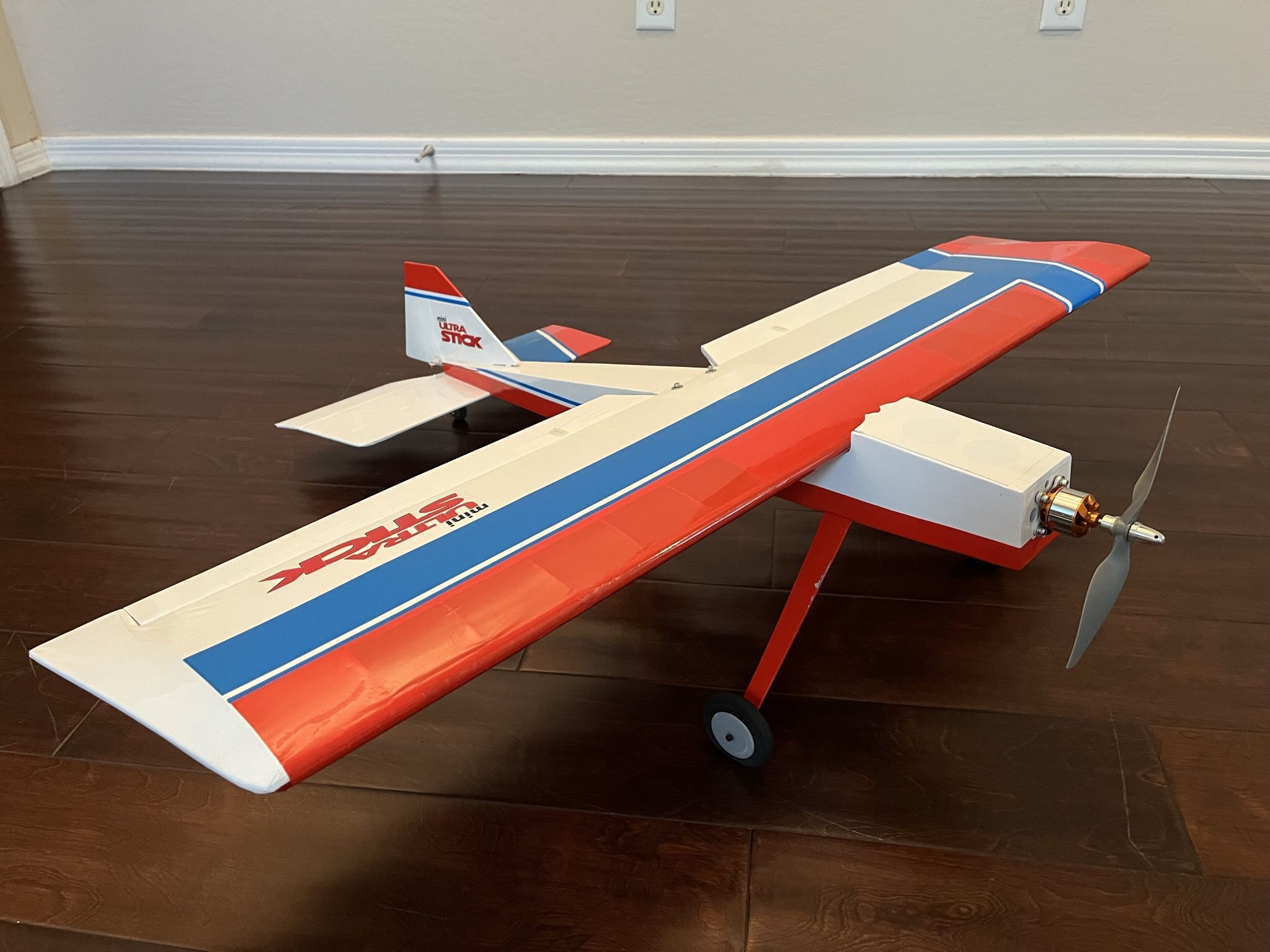 Mini Ultra Stick RC Airplane for Sale in Gilbert, AZ - OfferUp