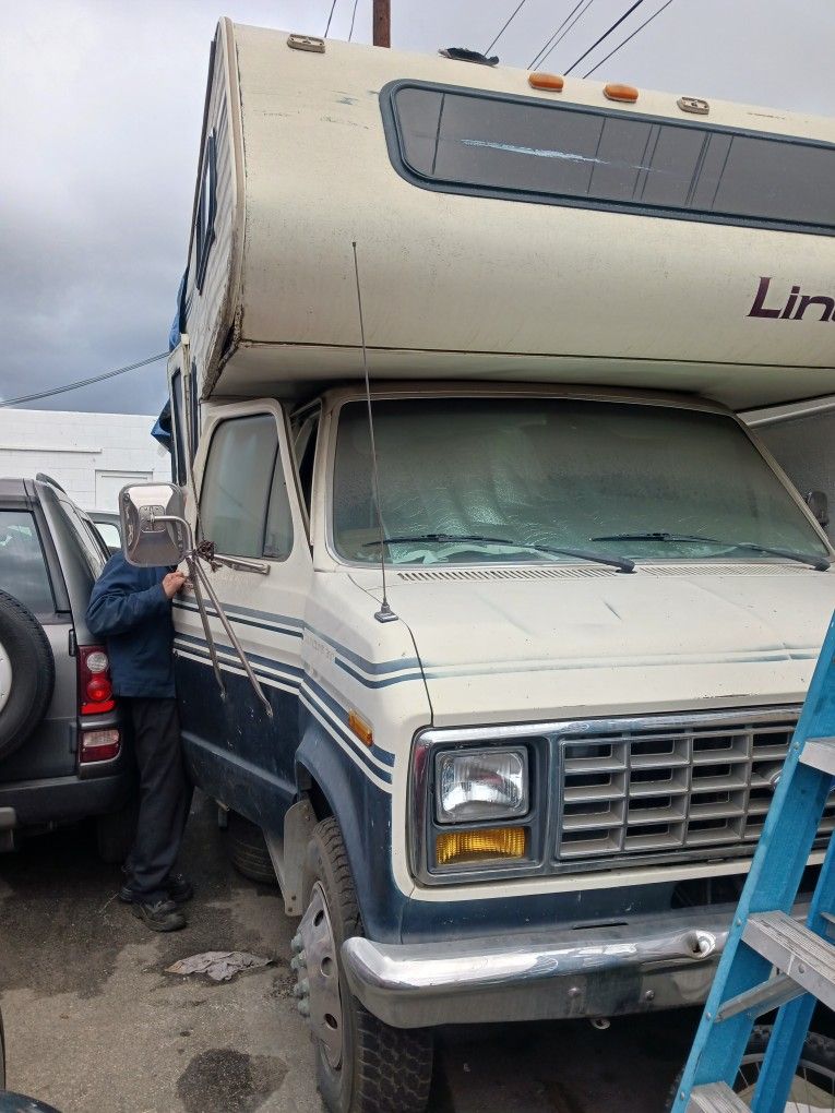 1990 FORD MOTORHOME TRAILER RV for Sale in Pico Rivera, CA - OfferUp